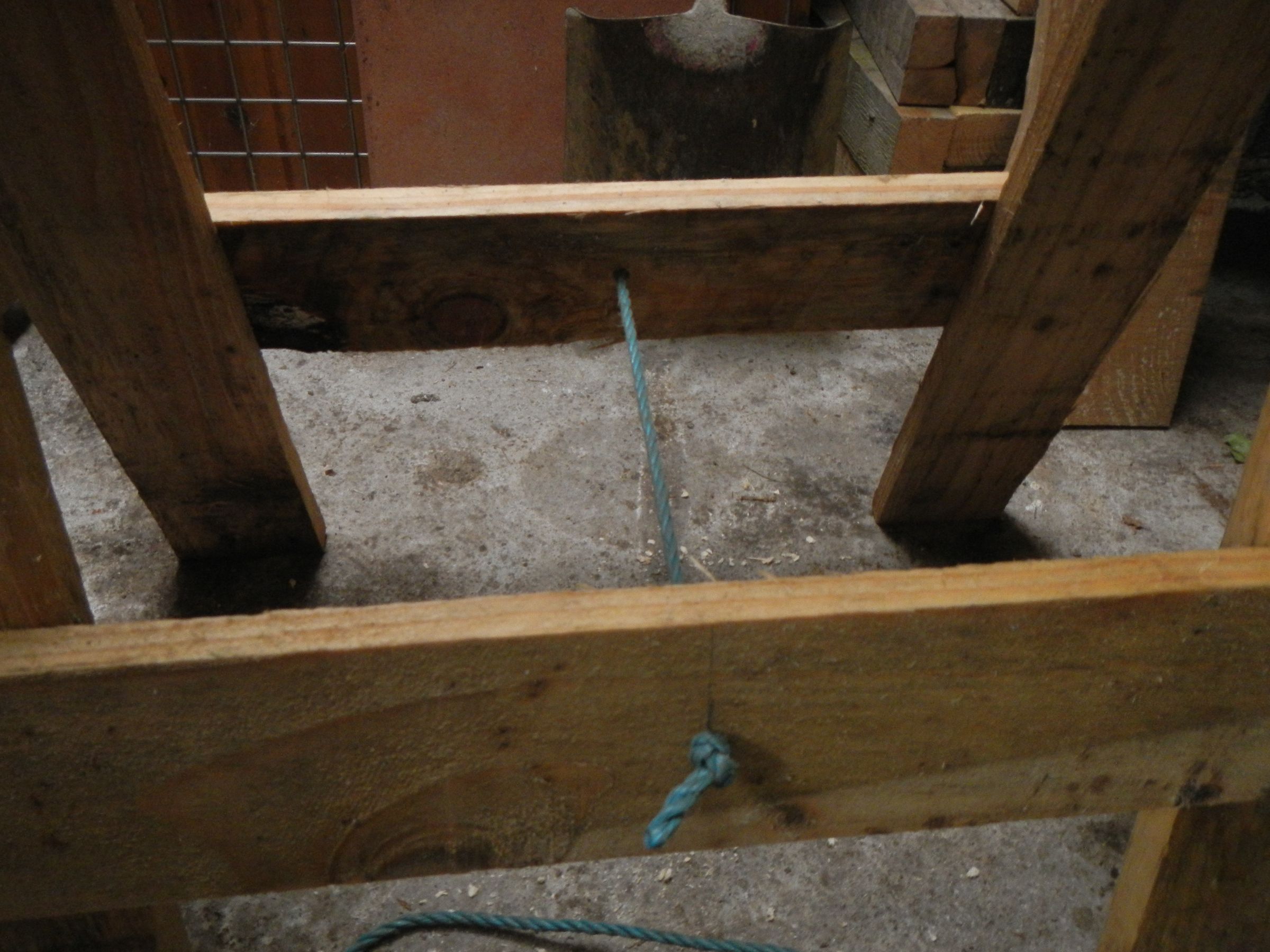 Trestle From Pallets : 5 Steps (with Pictures) - Instructables