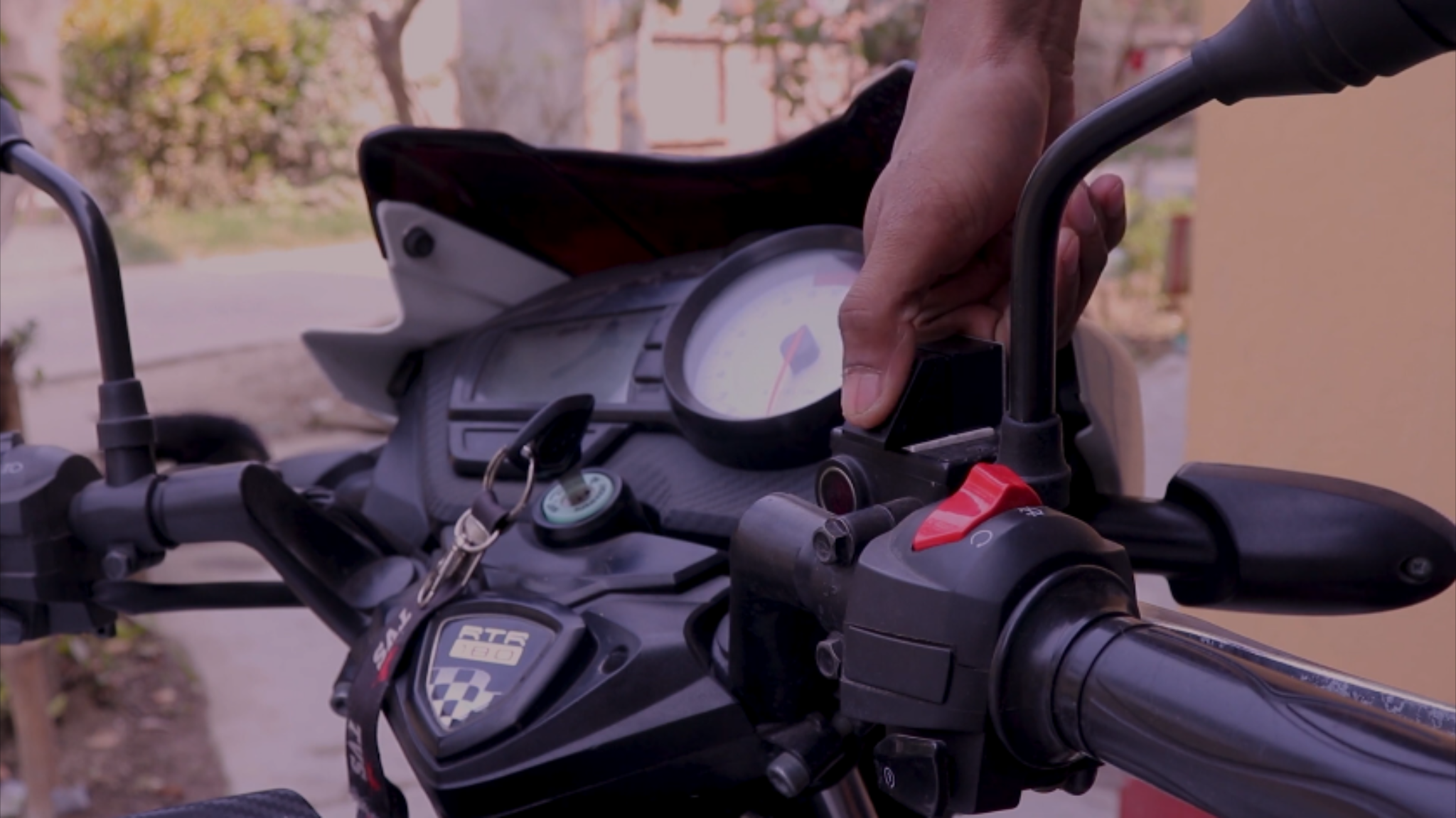 Make a Smart Unlock System for Motorcycle - Keyless : 7 Steps ...