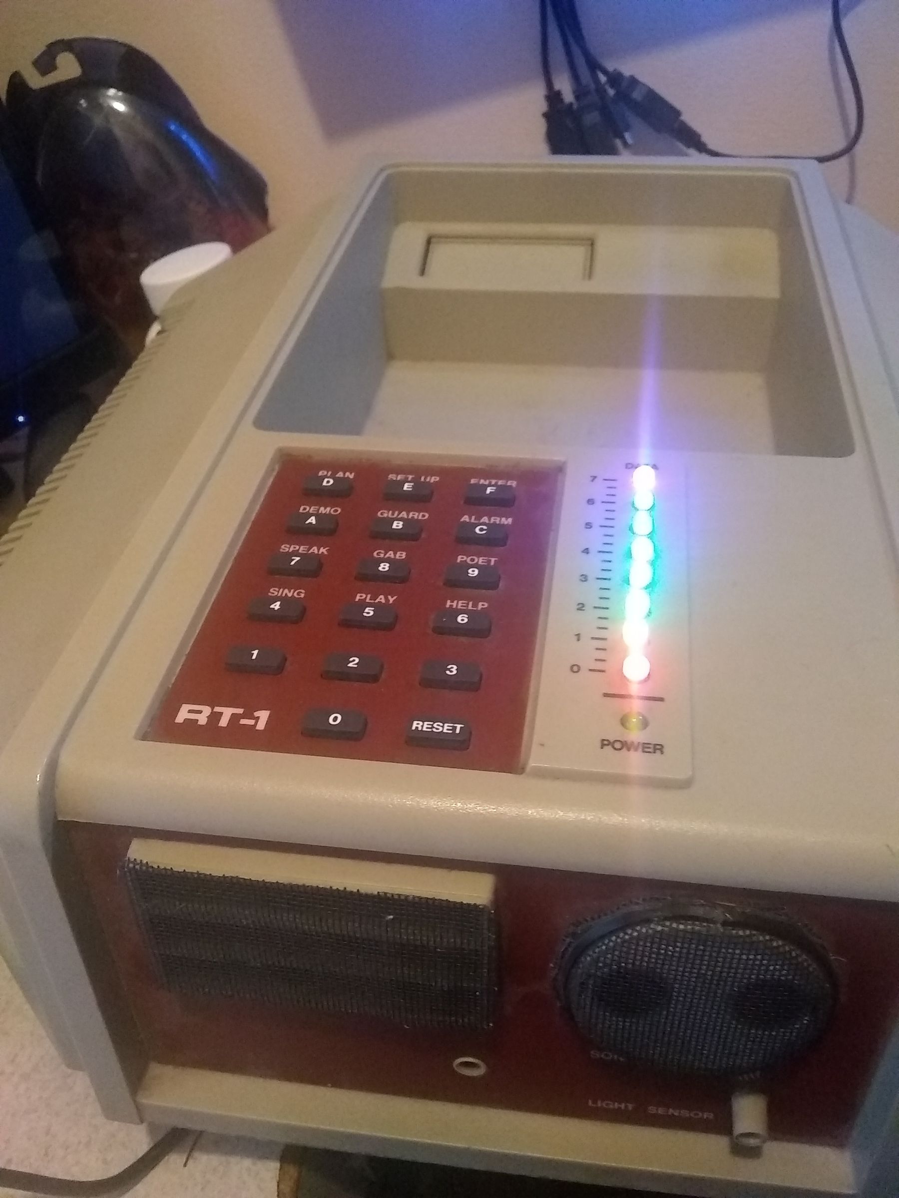 Upgrade Heathkit Hero Jr Robot With Modern Hardware : 4 Steps ...