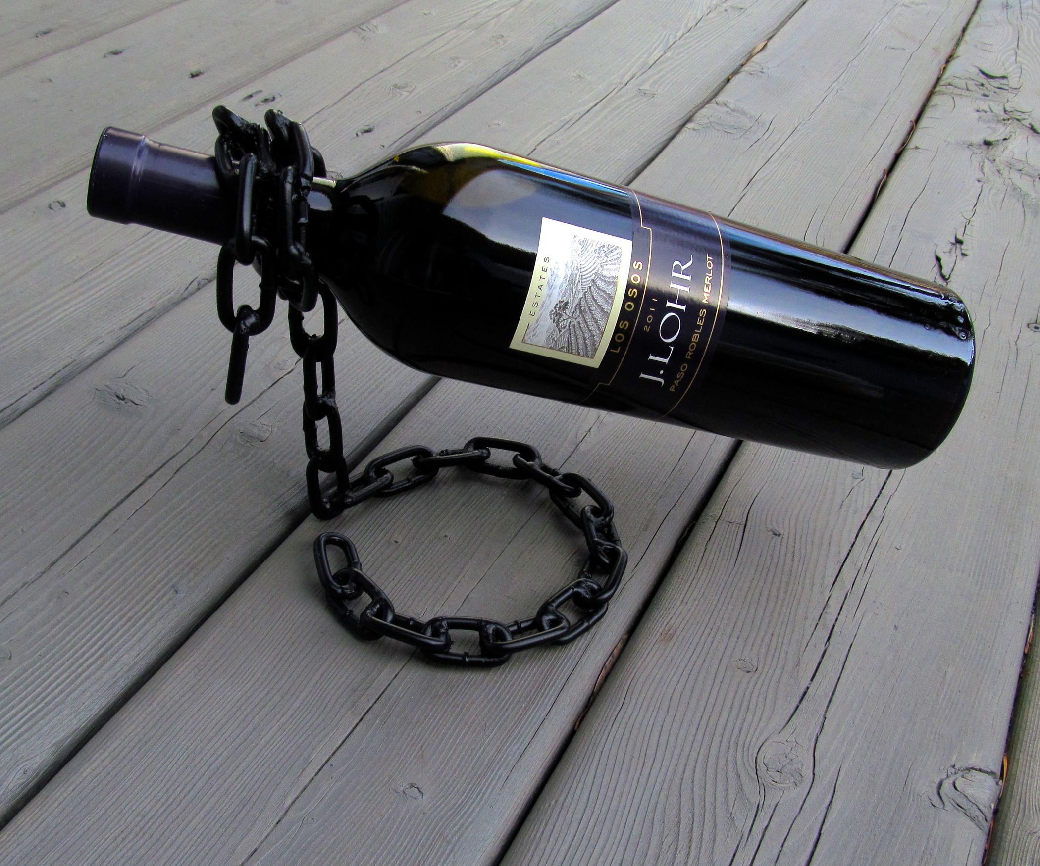 "Floating" Chain Wine Bottle Holder : 5 Steps (with Pictures ...