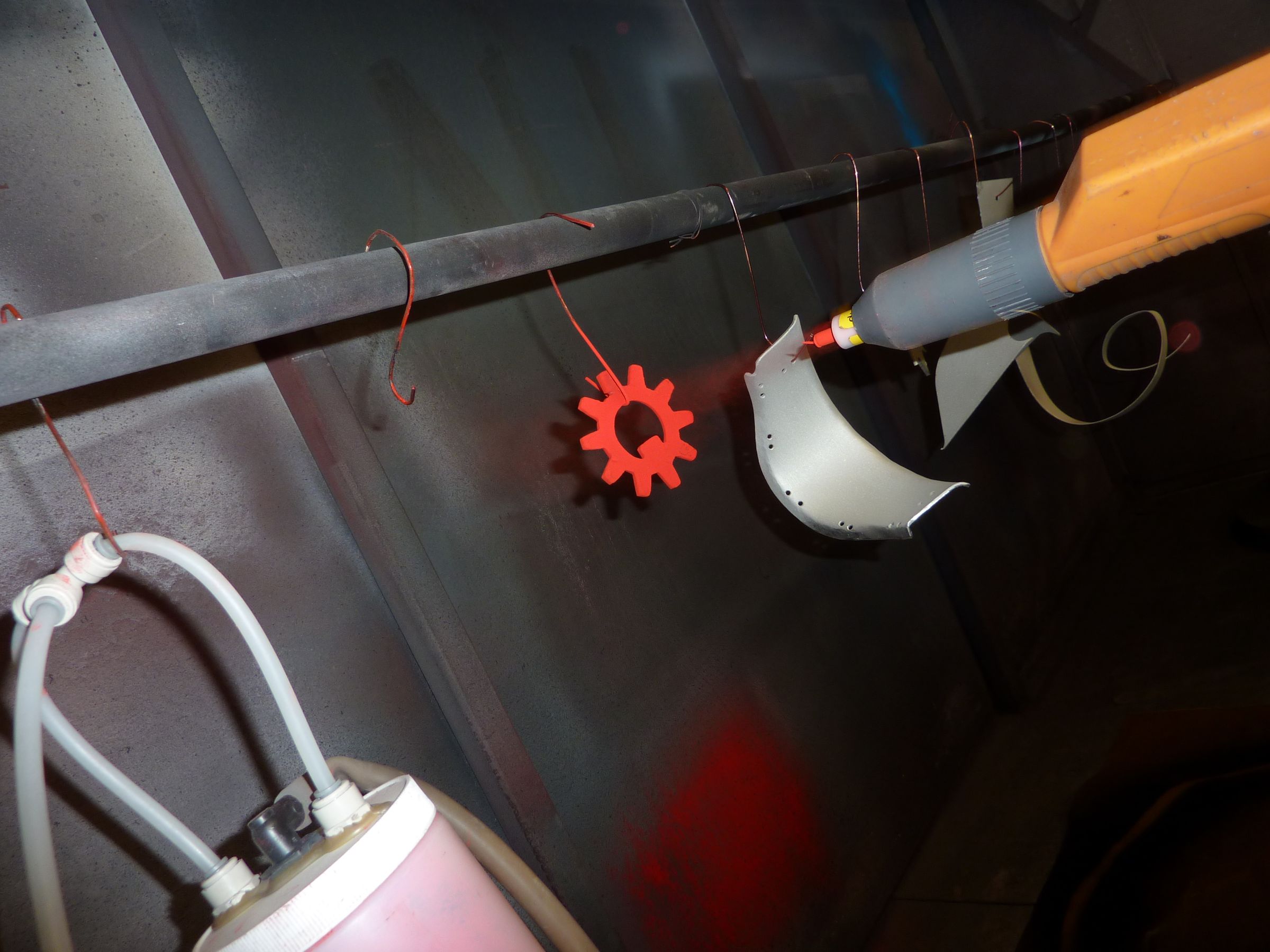 How to Powder-Coat Metal Art Items : 7 Steps (with Pictures ...