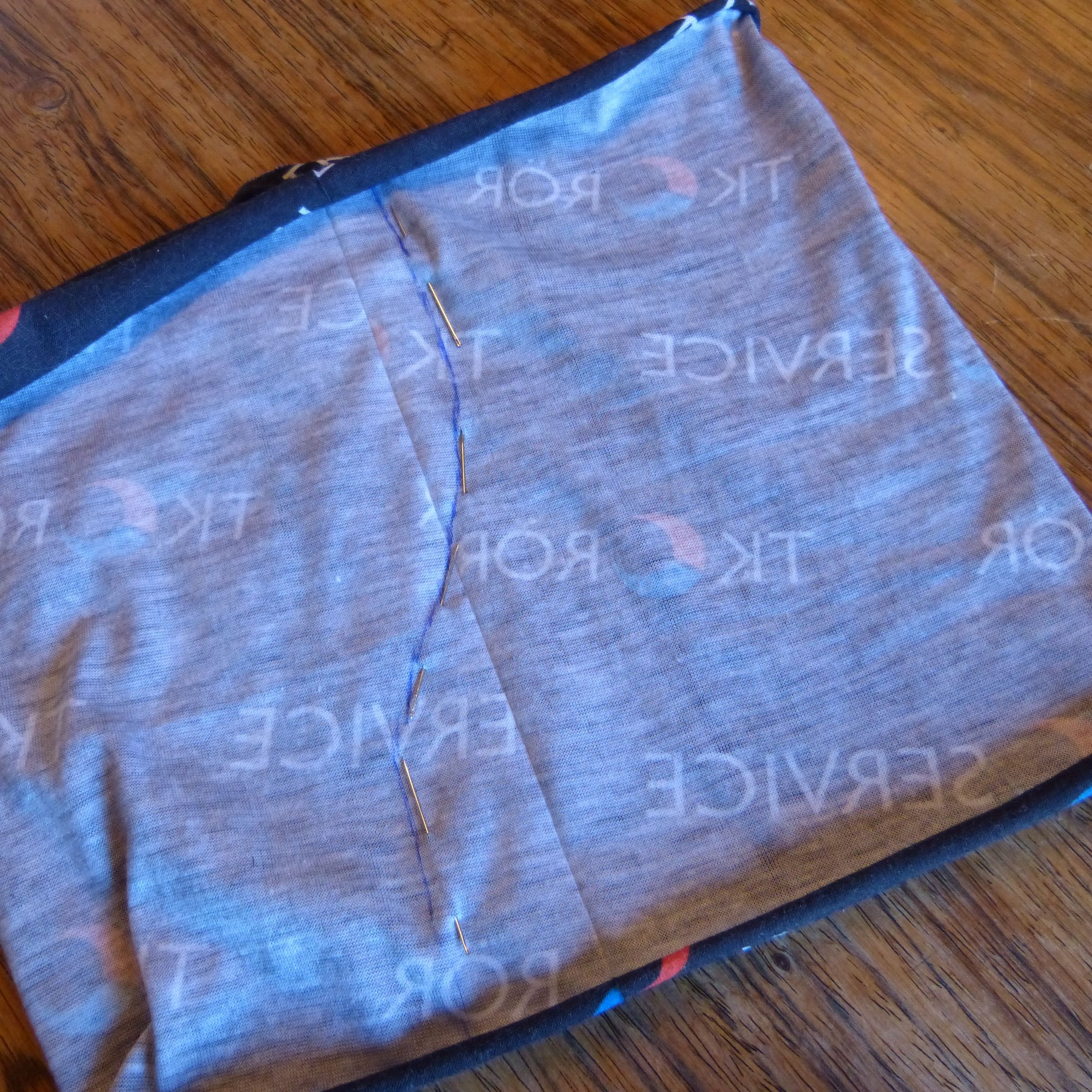 MYOG Trail Gaiters From a Buff : 8 Steps (with Pictures) - Instructables