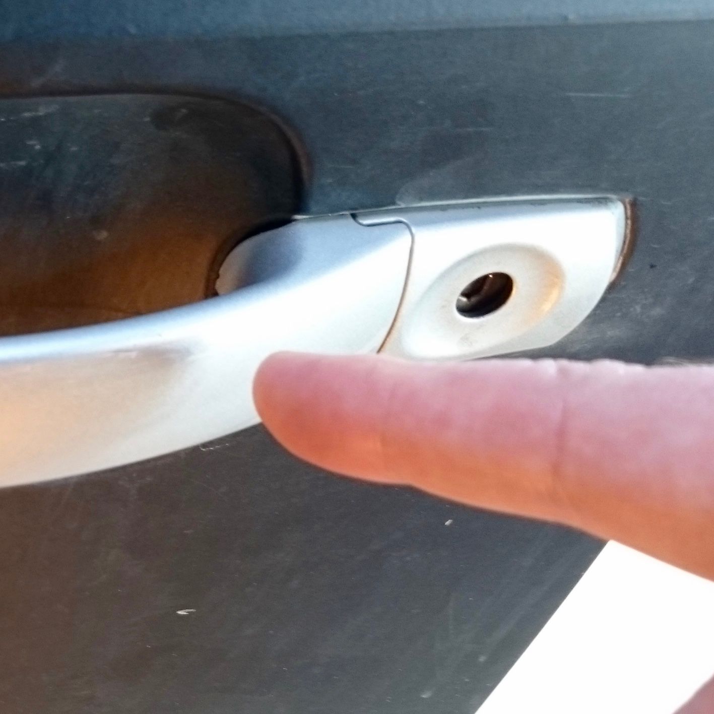 Static Shock (absorber) Discharger to Never Get Shocked by Static Again ...