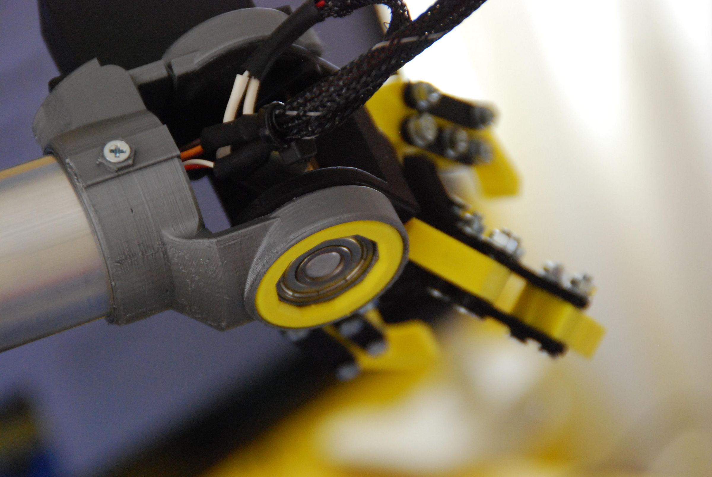 KAUDA Robotic Arm : 12 Steps - Instructables