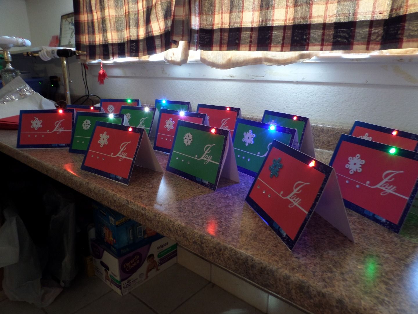 LED Pop-up Holiday Card : 6 Steps (with Pictures) - Instructables