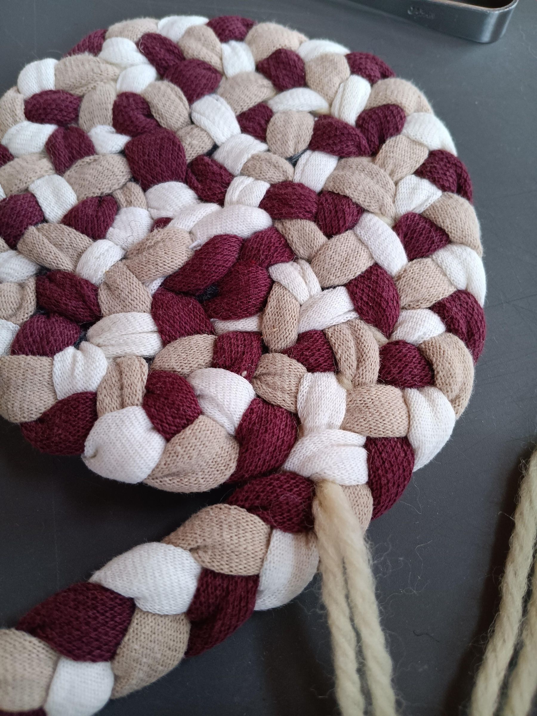 MAKING a ROUND “BRAIDED RUG” STYLE TRIVET FROM T-SHIRTS : 16 Steps ...