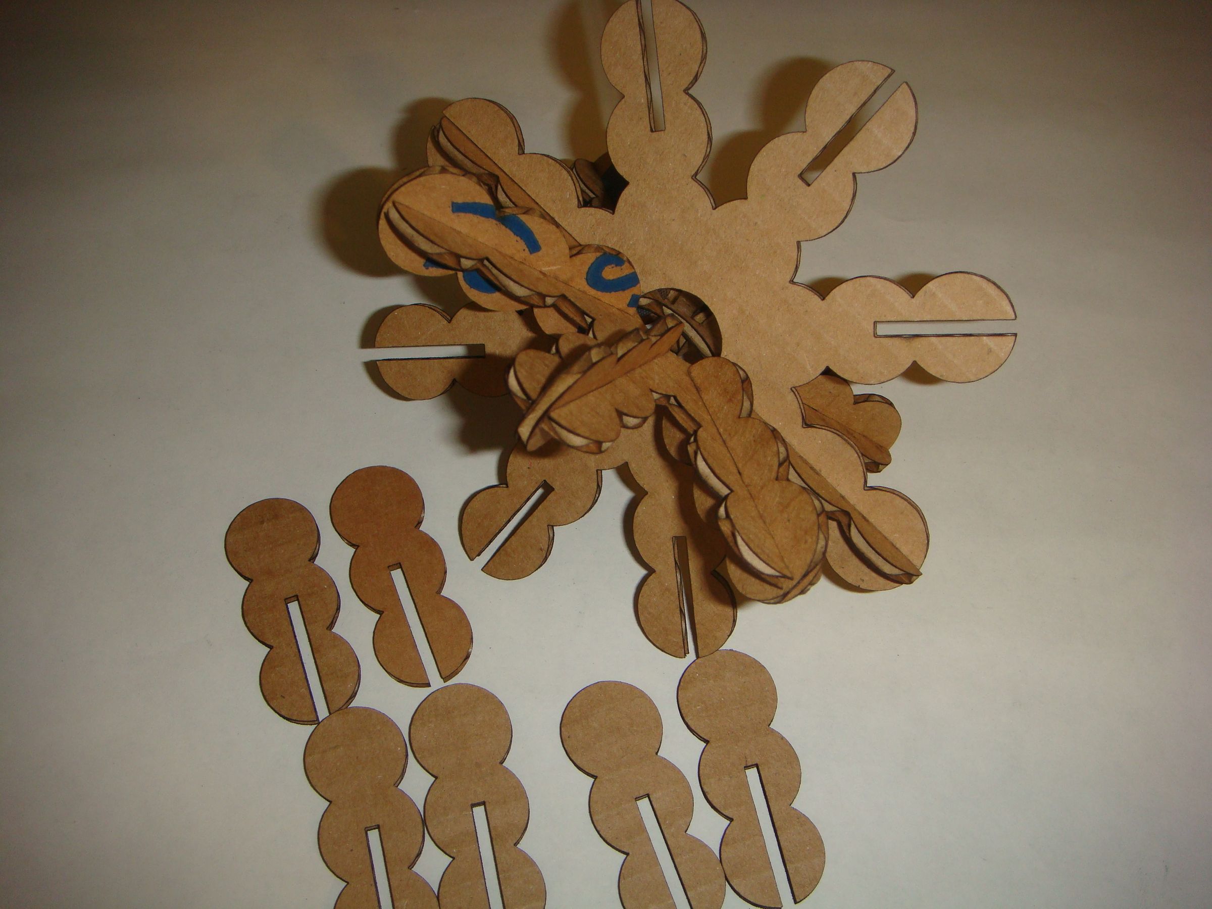 Cardboard Snowflake : 4 Steps - Instructables