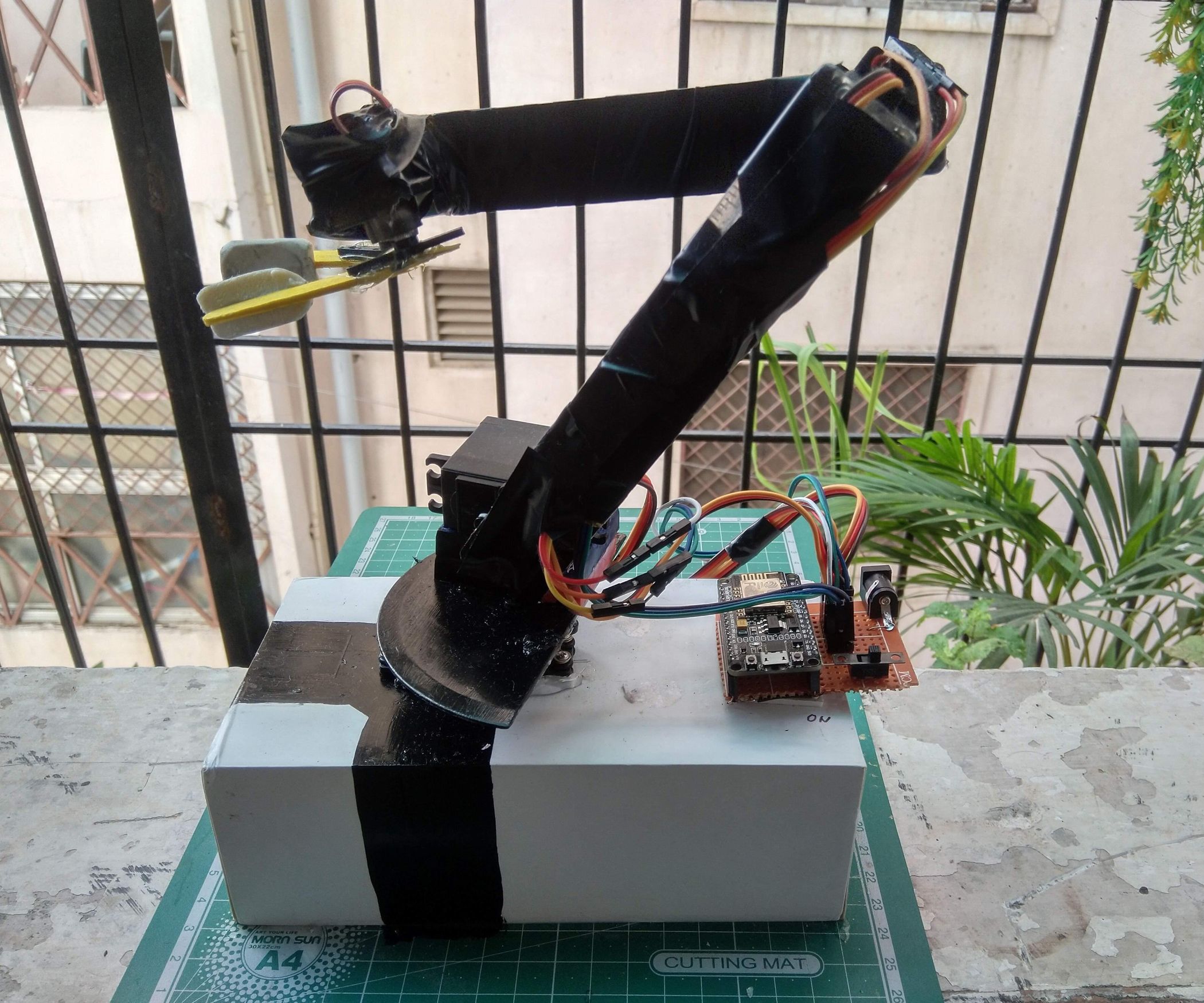IoTRoboticARM : 4 Steps - Instructables