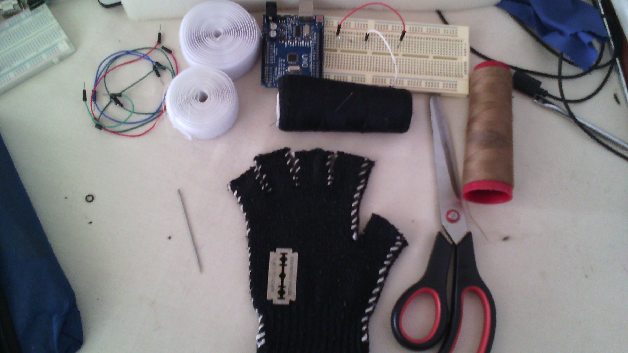 Read Hand Gestures Using Arduino : 6 Steps - Instructables