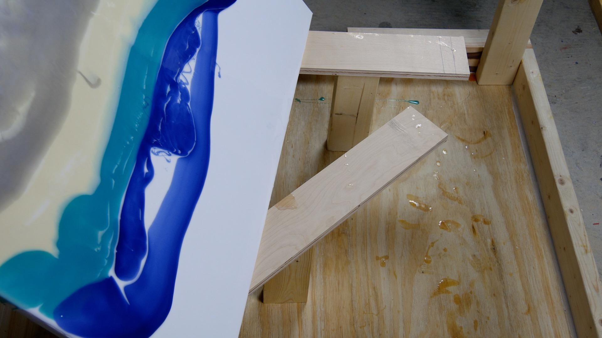 How to Make Resin Art on a Canvas (For Beginners) : 10 Steps (with ...