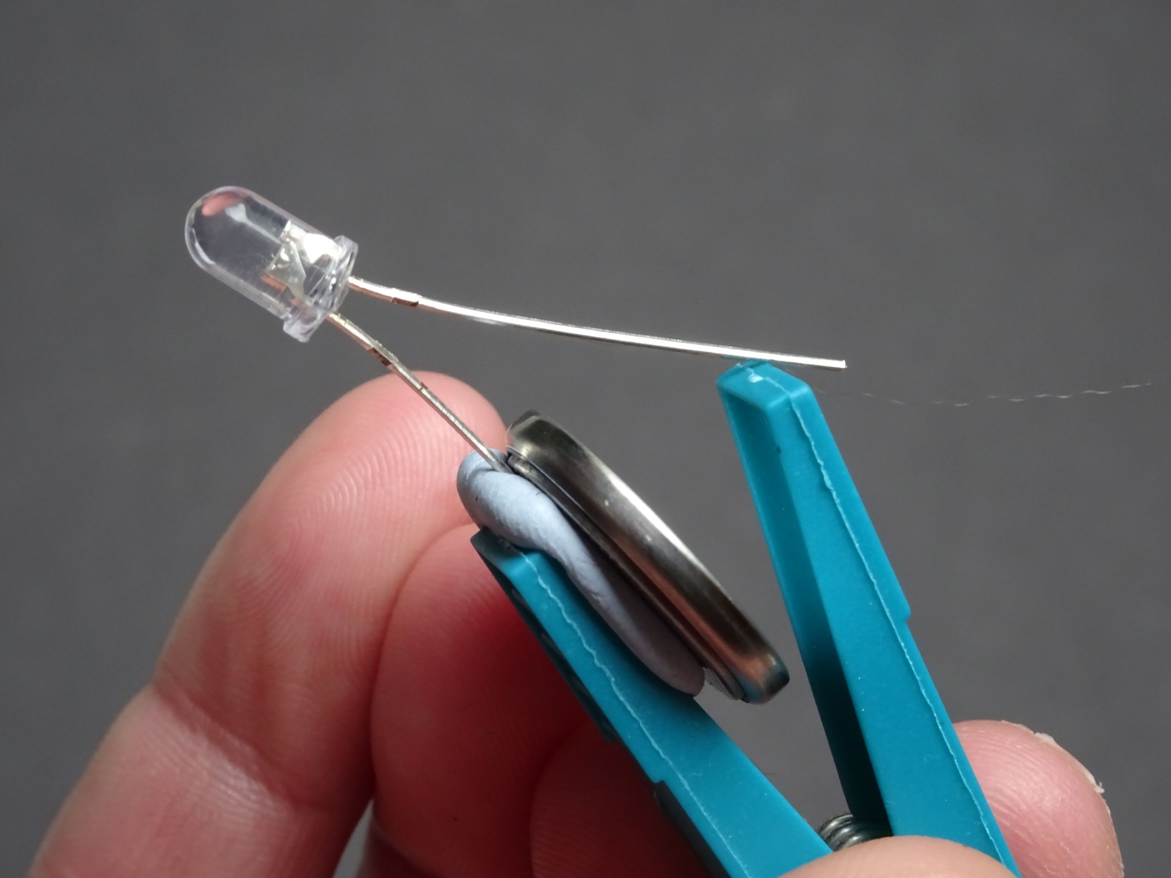 Simple LED Torch : 3 Steps (with Pictures) - Instructables