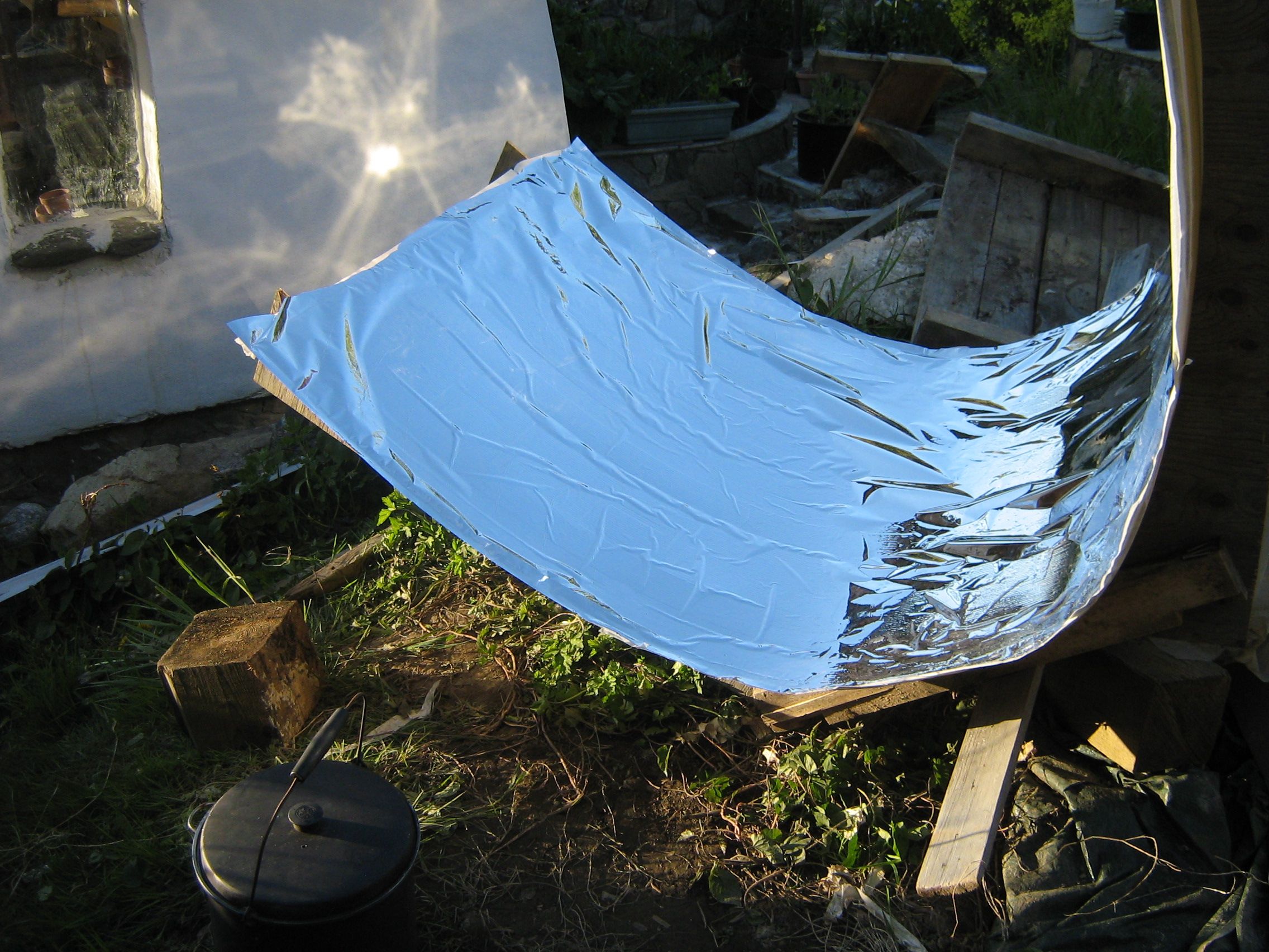 Kyoto Trough Solar Cooker Mimics a Parabolic Dish Without a Thousand ...