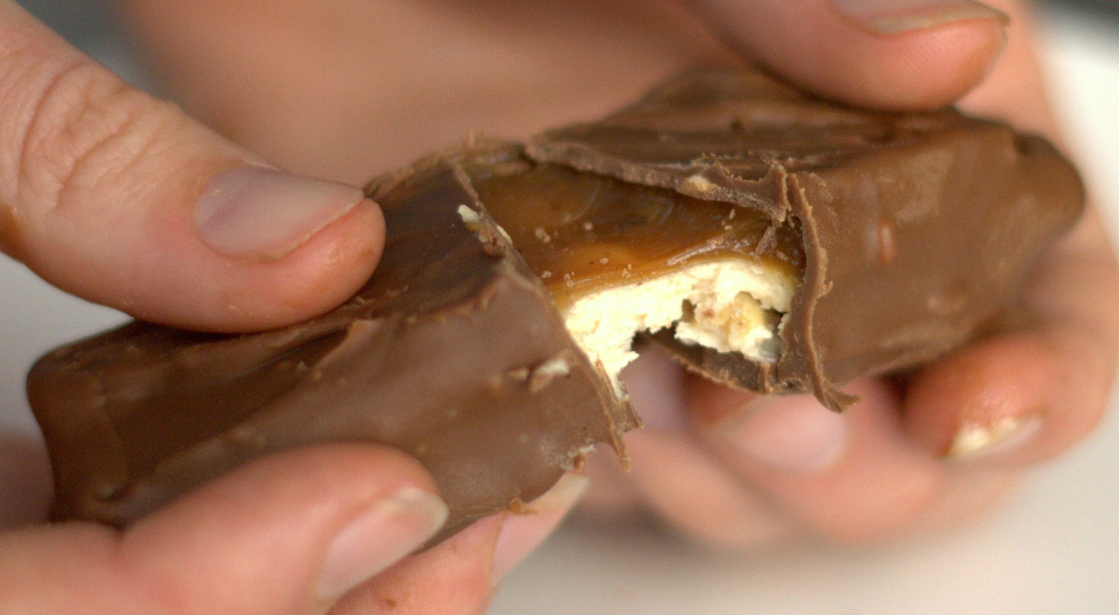 Homemade Snickers Candy Bar Recipe : 10 Steps (with Pictures ...