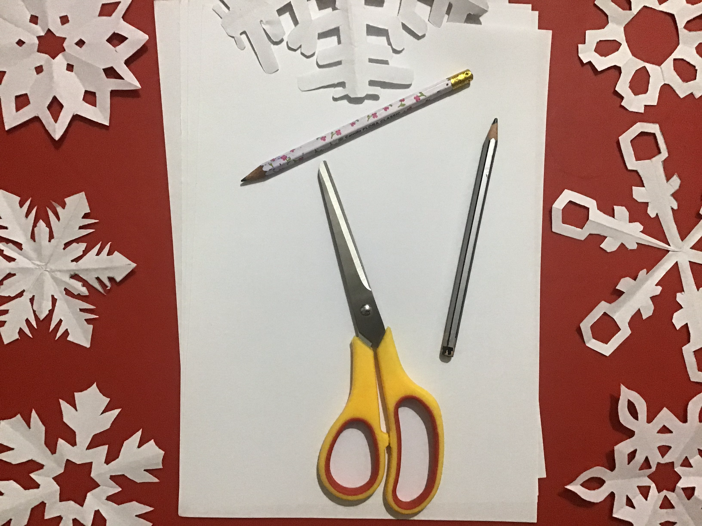 Decorative Paper Snowflakes (6 Pointed) : 8 Steps (with Pictures ...