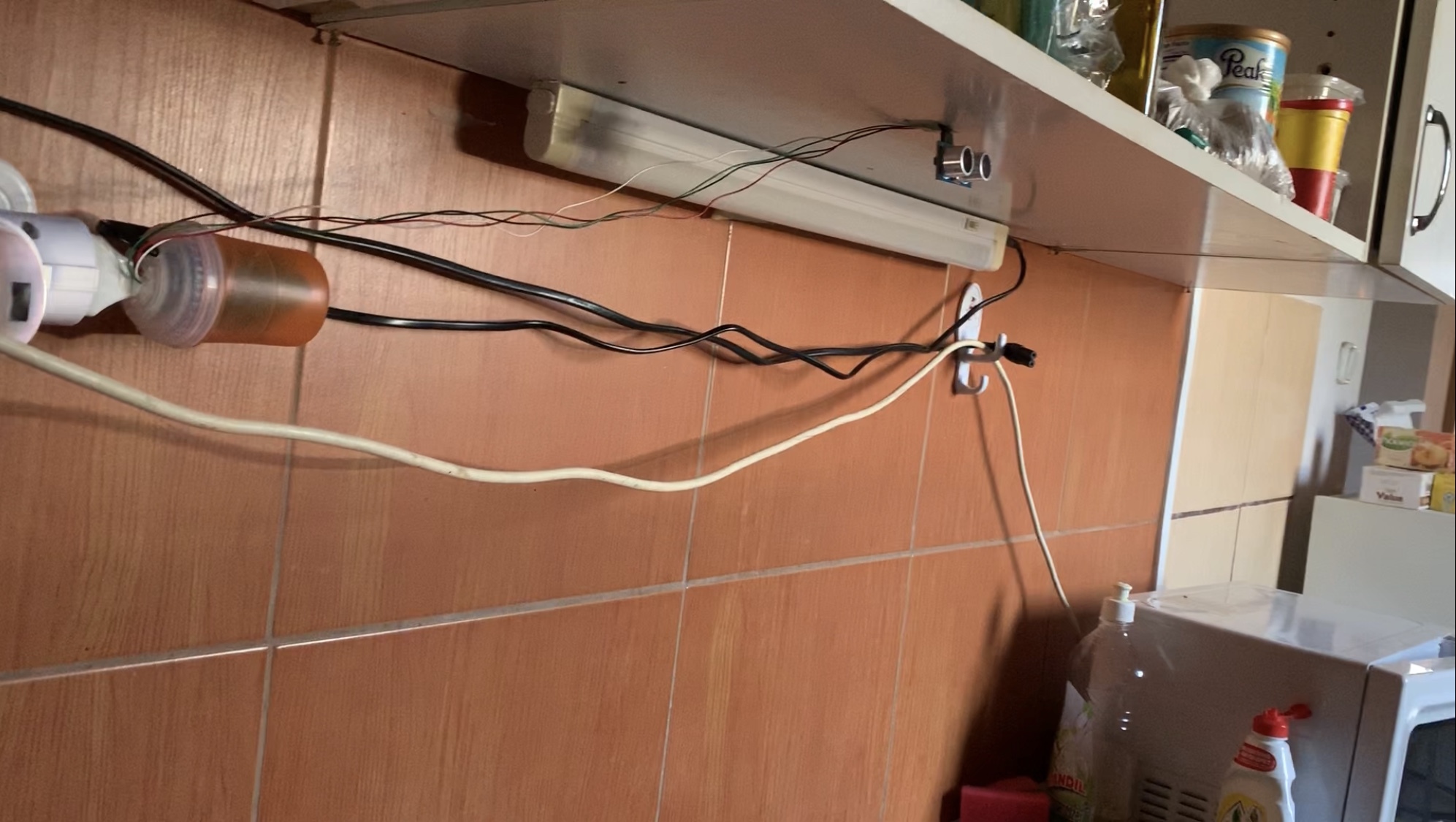 Hands Free Kitchen Sink Lightning - Instructables