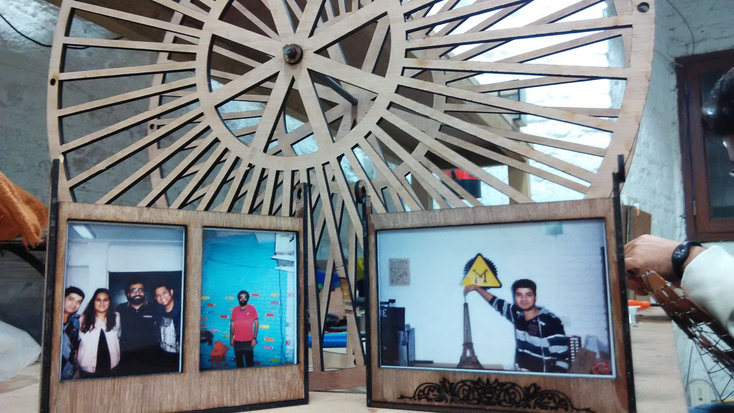 Ferris Wheel Photo Frame : 5 Steps (with Pictures) - Instructables