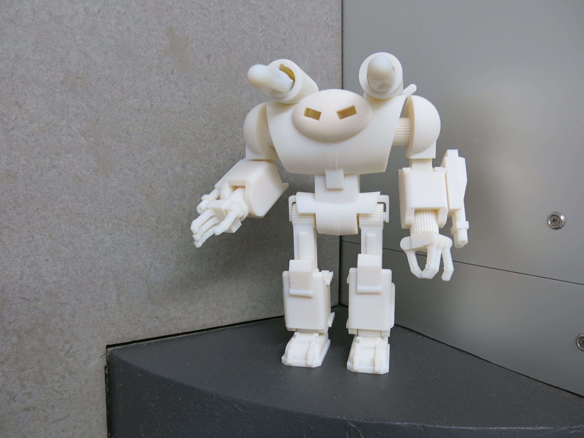 123D Design Fully Articulated Battle Robot Action Figure : 14 Steps ...