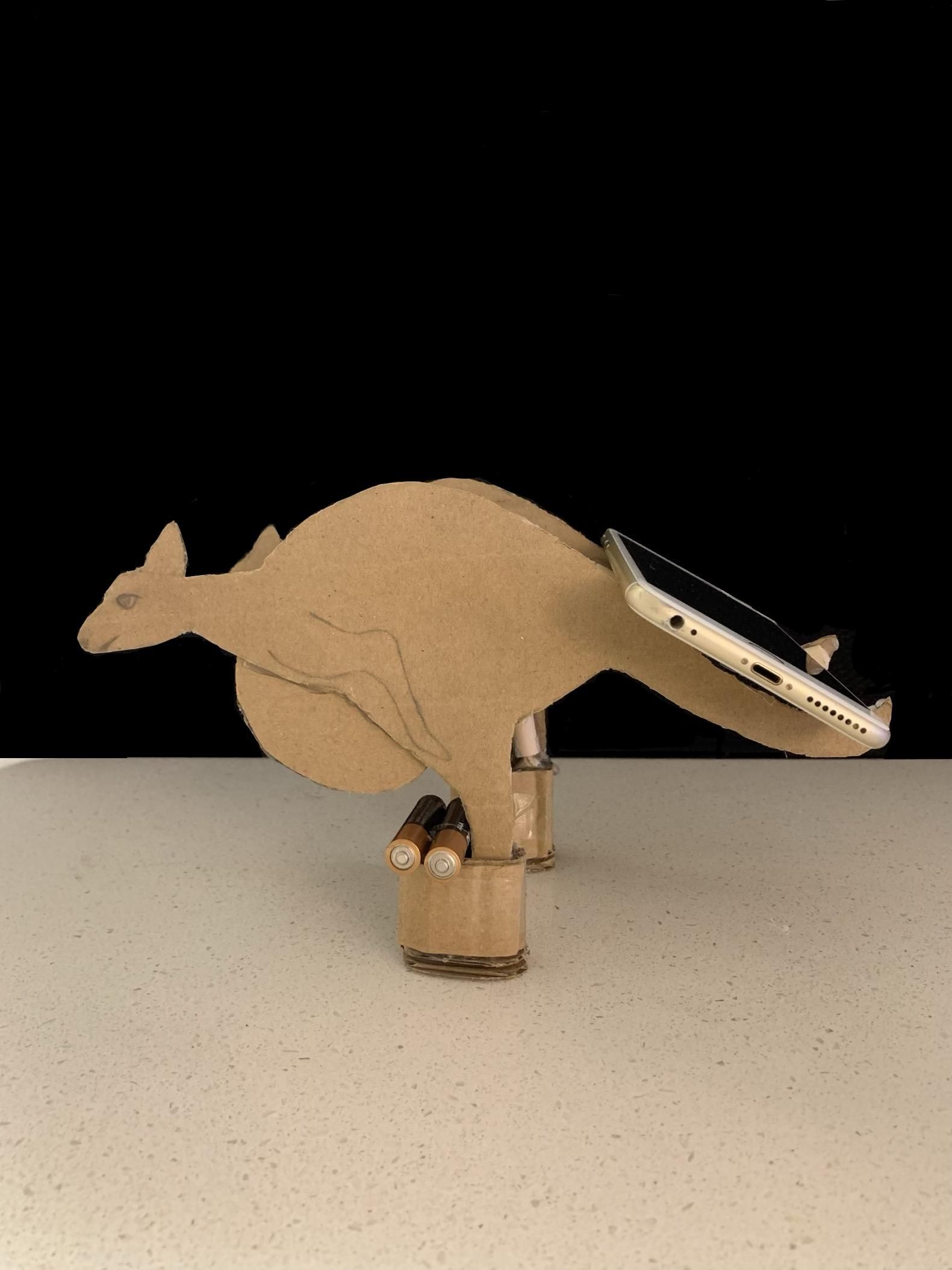 Kangaroo Phone Holder : 4 Steps (with Pictures) - Instructables