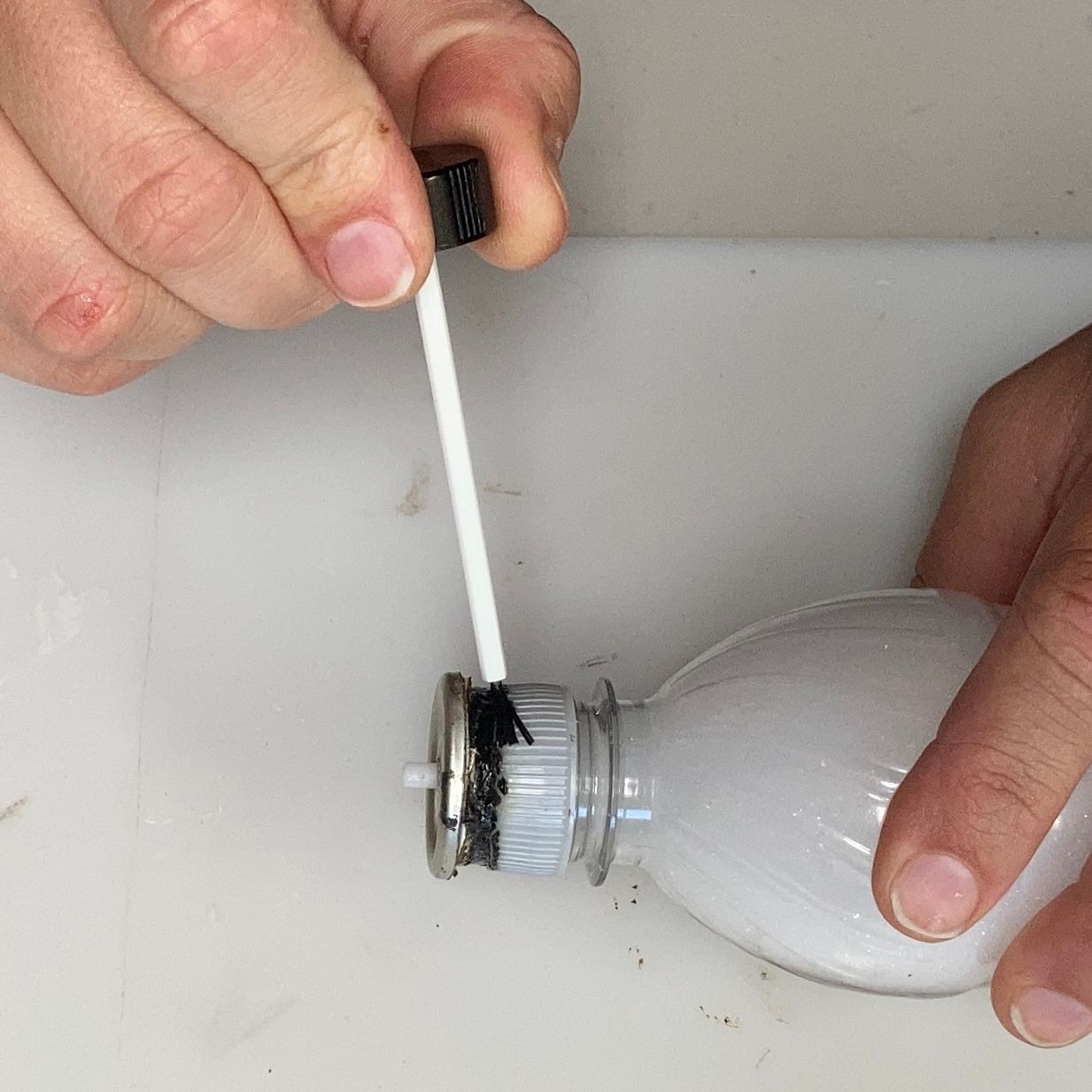 DIY Aerosol Sprayer - DIY Spray Paint : 8 Steps - Instructables