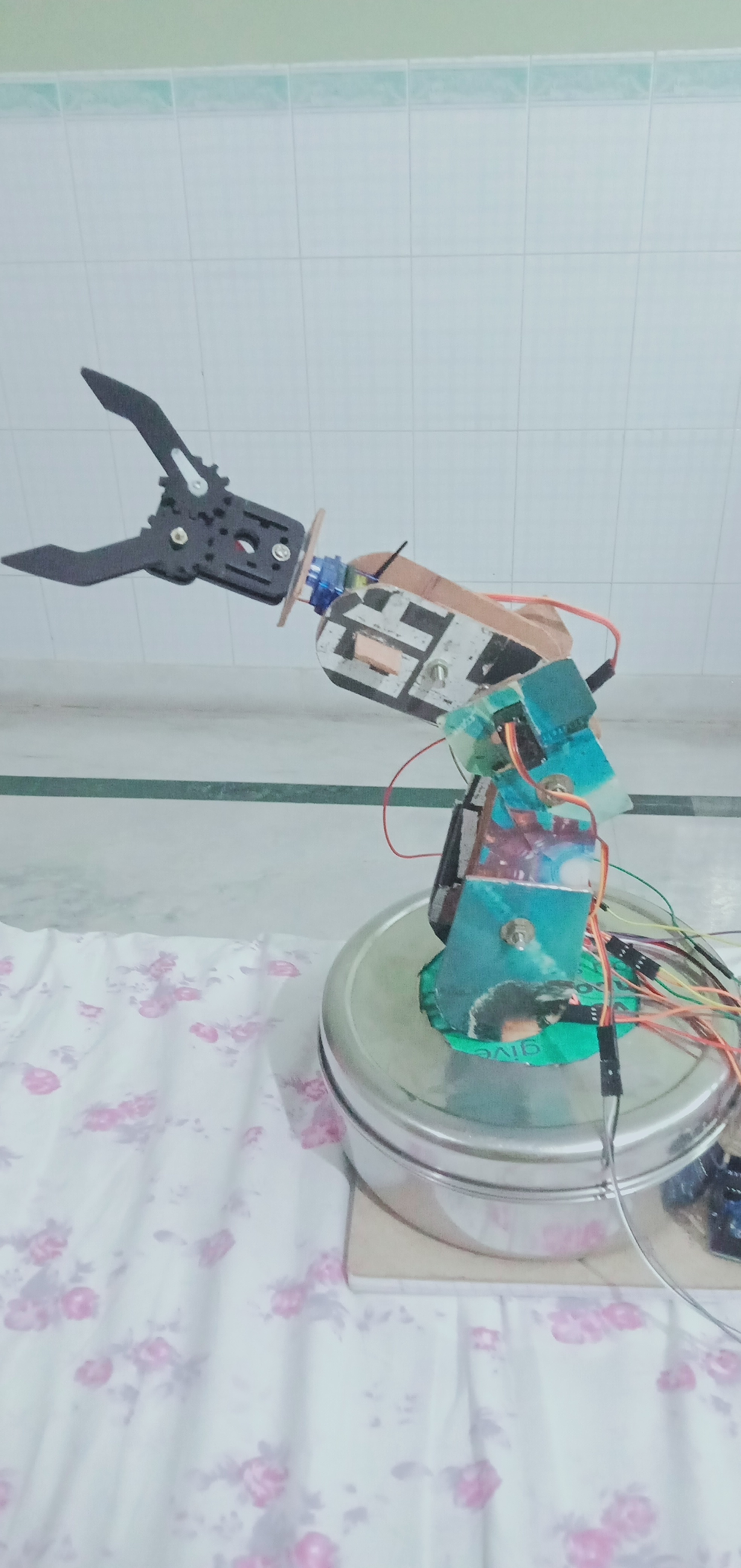 Arduino Voice Controlled Robot Arm : 15 Steps (with Pictures ...