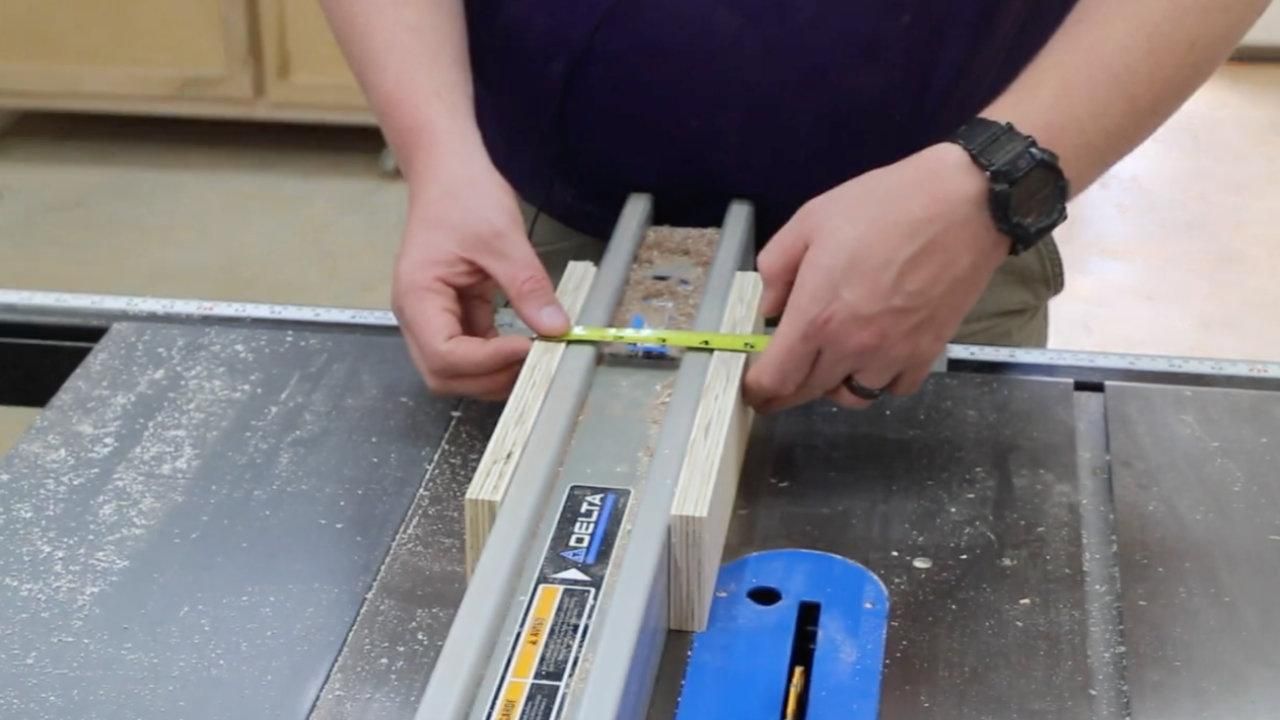 How to Make a Tenoning Jig | DIY Table Saw Jig : 5 Steps - Instructables
