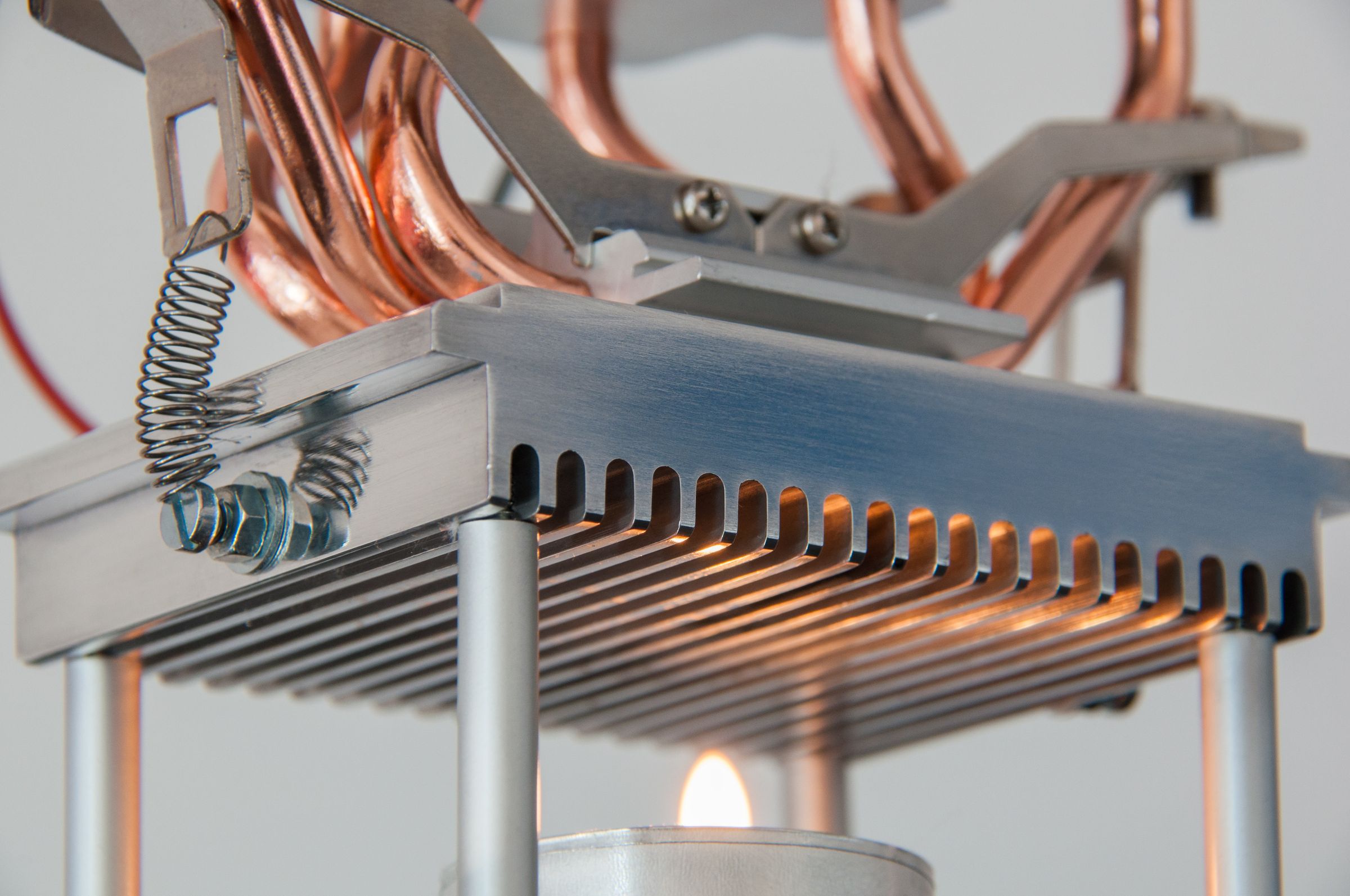 Thermoelectric Fan Powered by a Candle (with Pictures) - Instructables