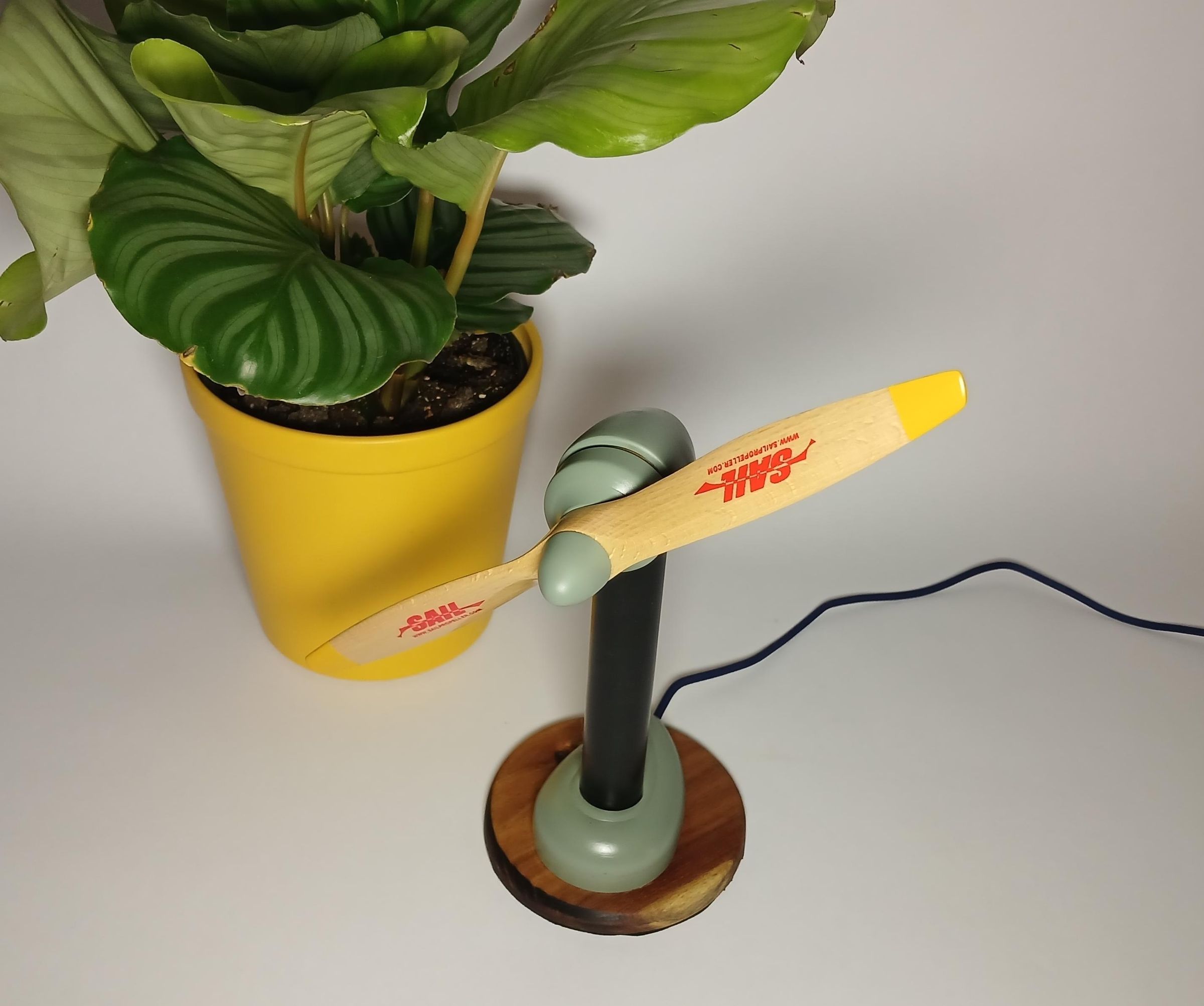 Make Your Own Wooden Propeller USB Desk Fan! : 9 Steps (with Pictures ...