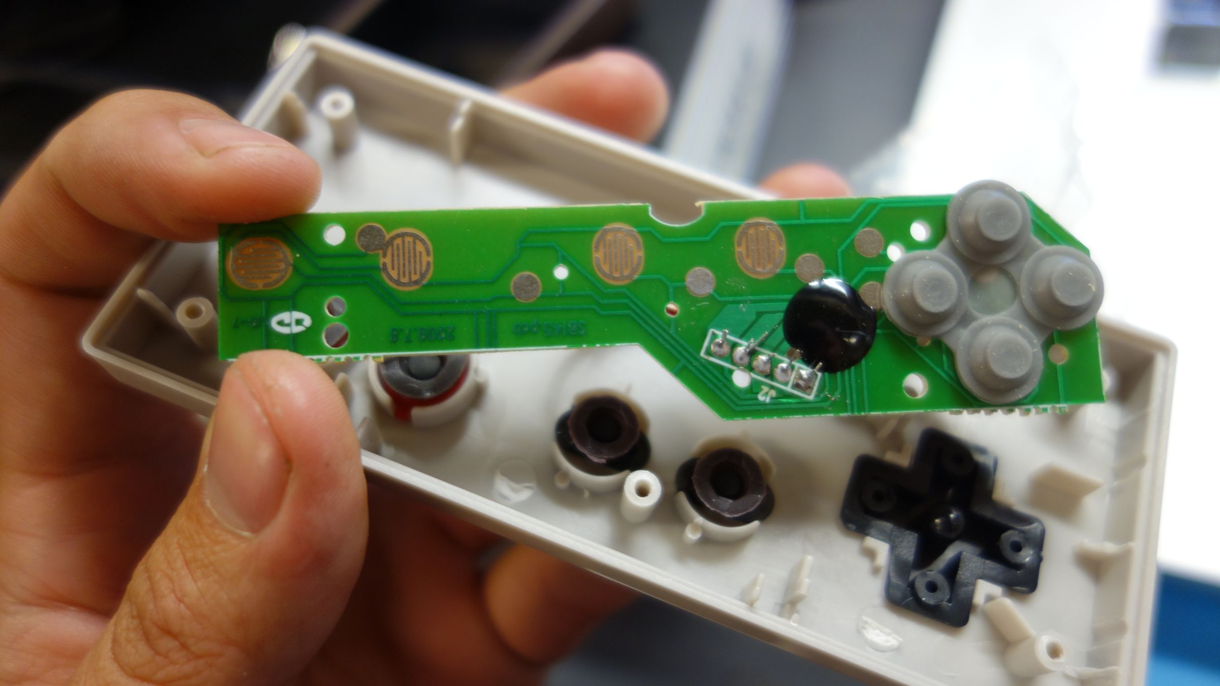 Wireless NES Controller With Data Display : 5 Steps - Instructables