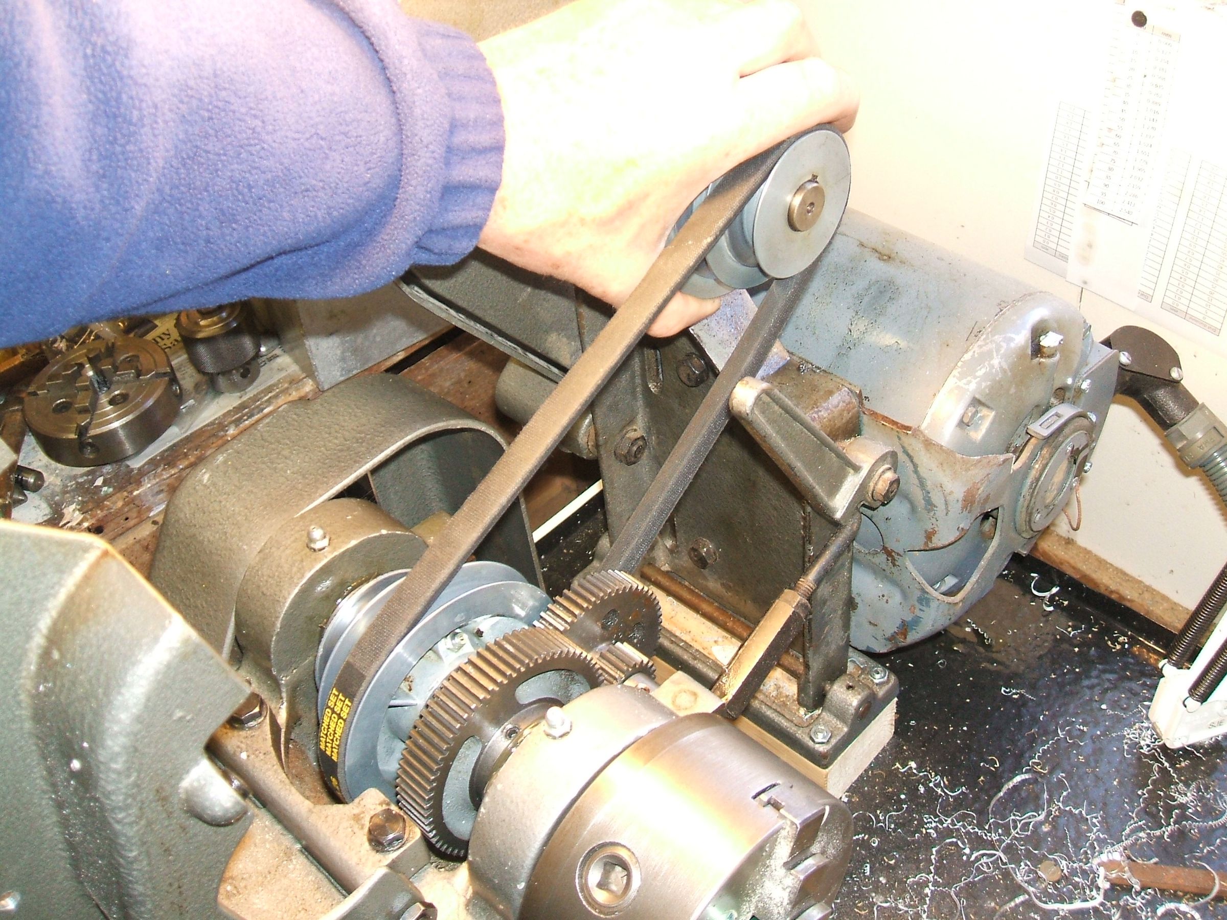 Thread Cutting - Internal and External on a Myford ML10 Lathe : 11 ...