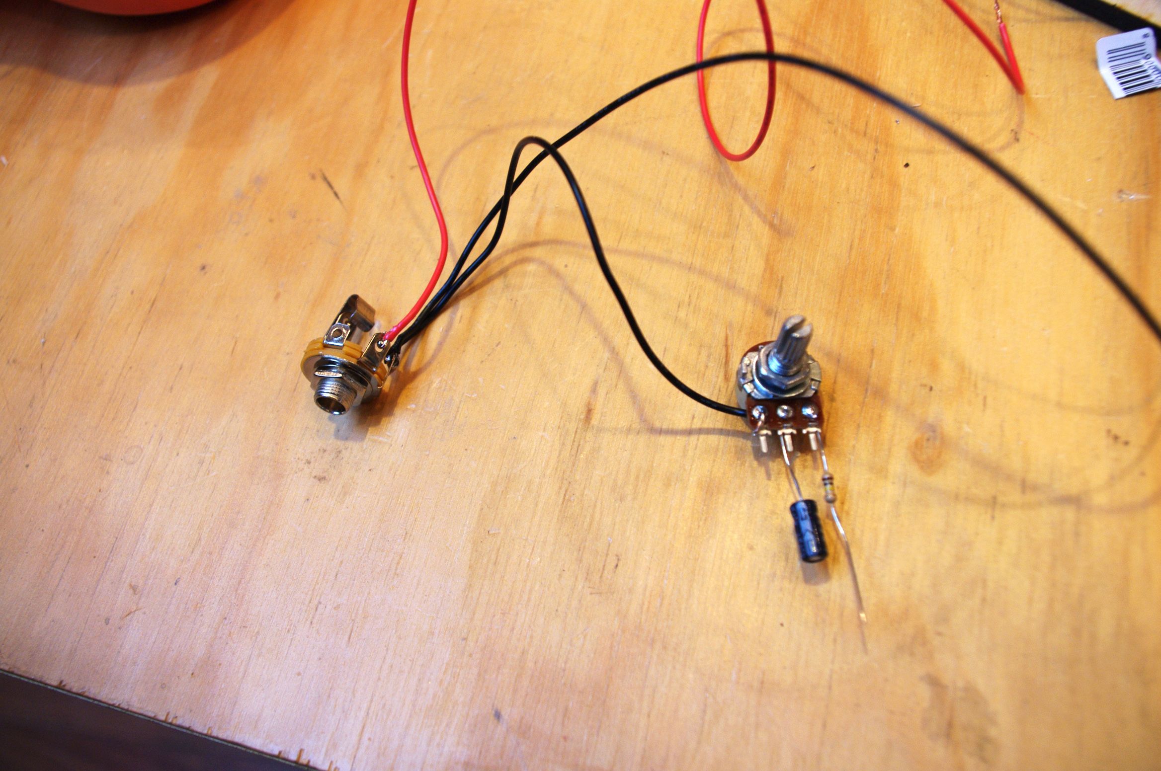Meowsic Keyboard Output Jack : 8 Steps (with Pictures) - Instructables
