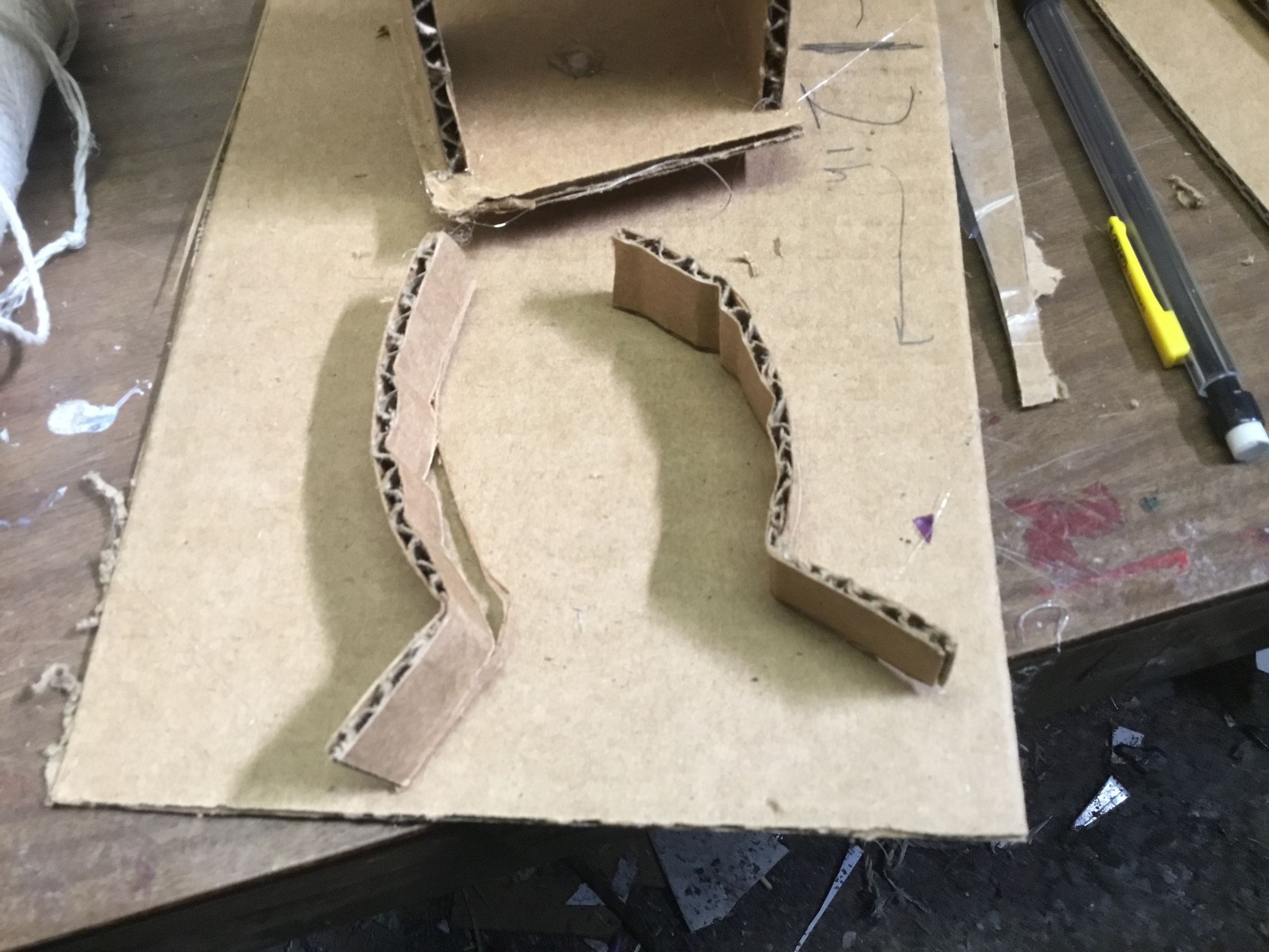 Recycled Cardboard Claw : 13 Steps - Instructables