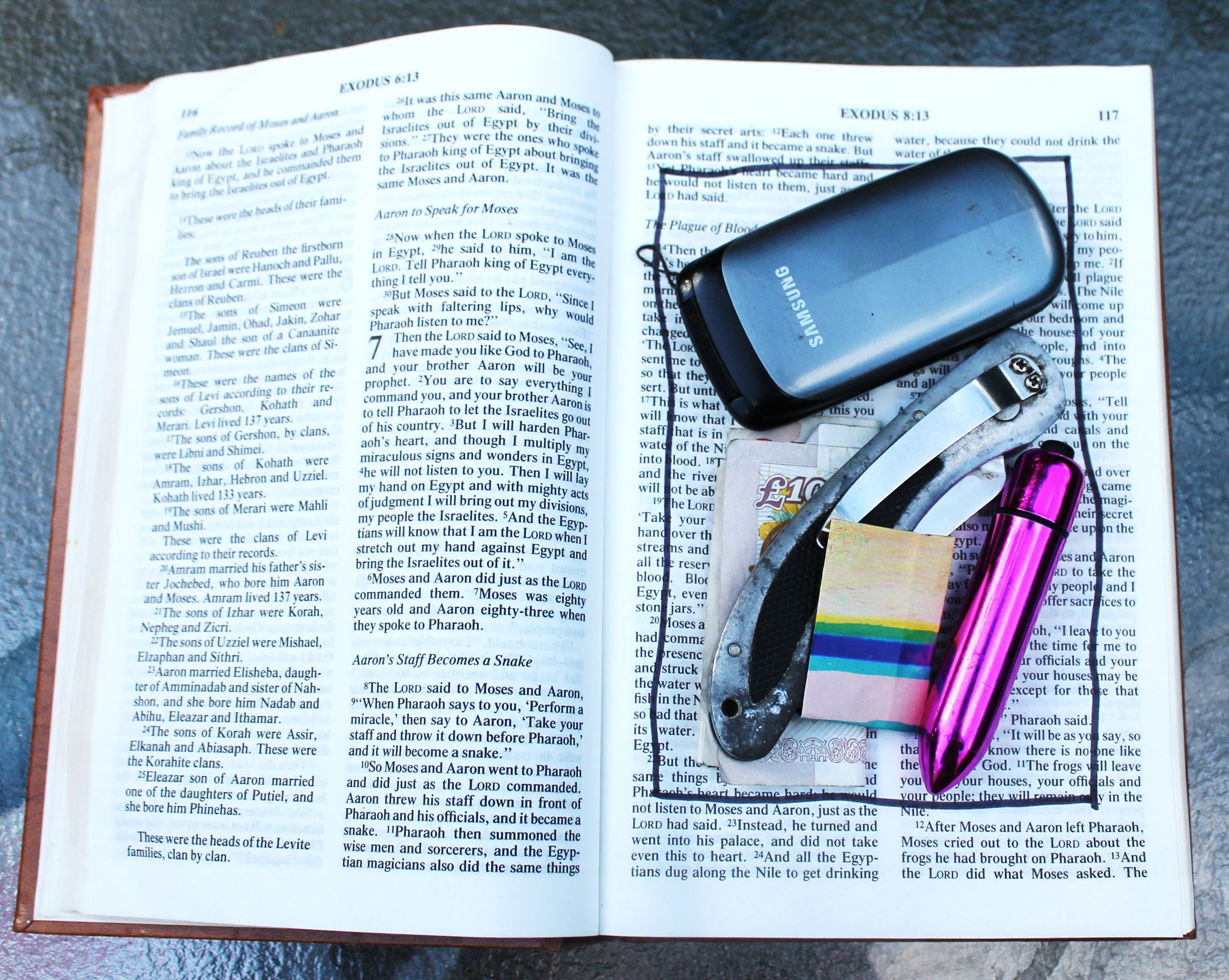 Secret Bible Compartment. : 4 Steps - Instructables