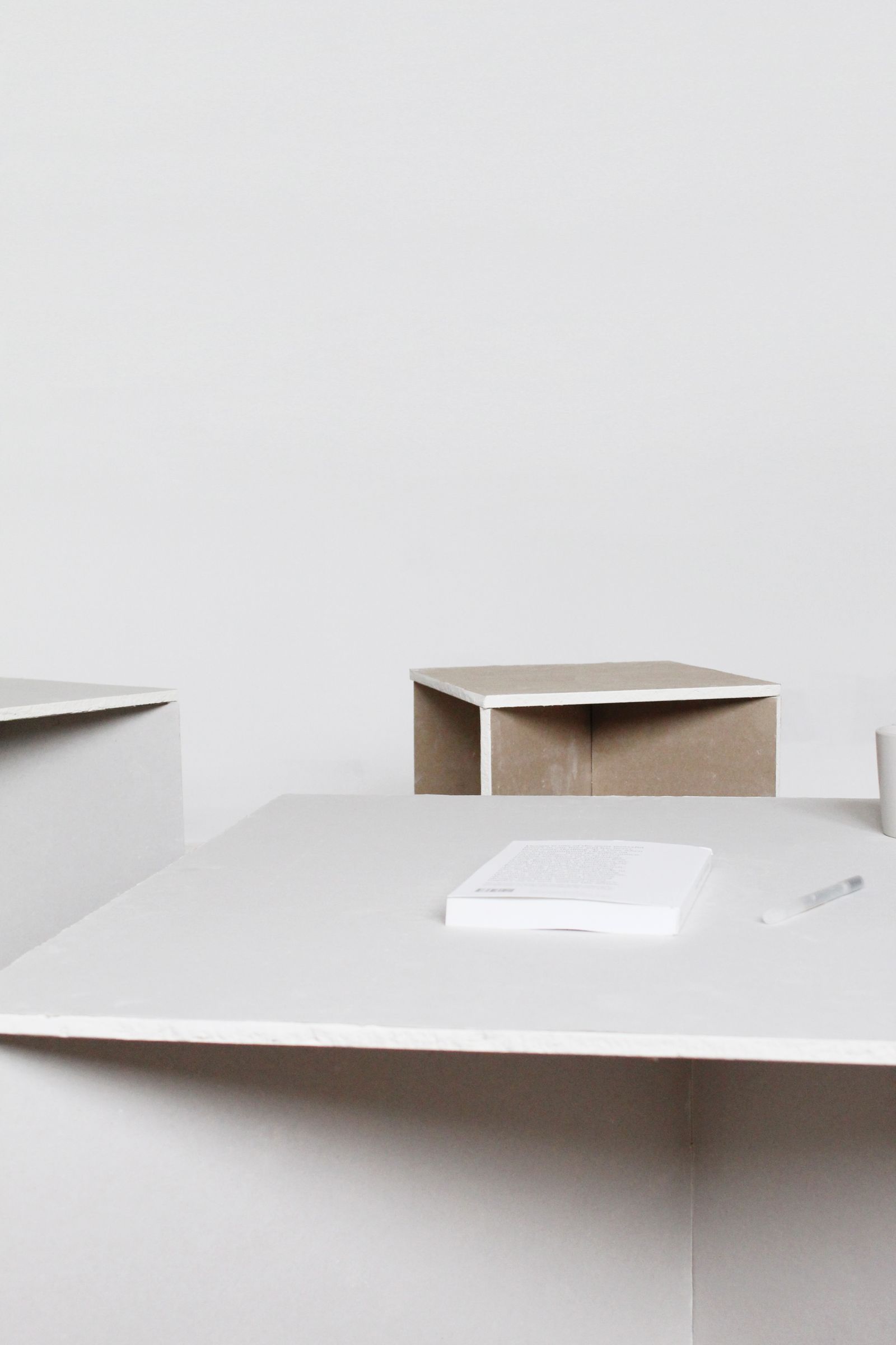 Making a Coffee Table Out of Drywall : 9 Steps (with Pictures ...