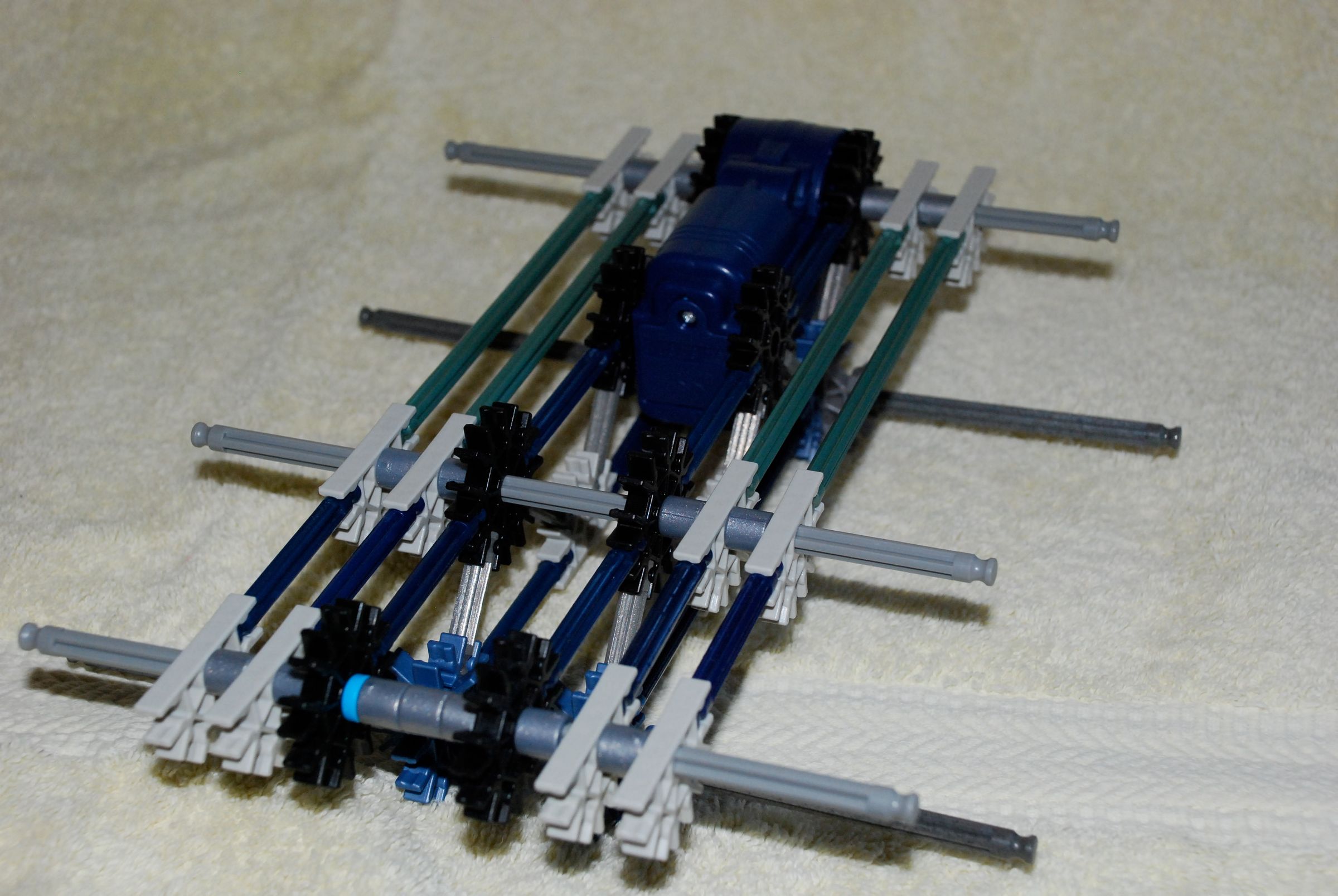 How to Build a K'nex Tank : 10 Steps - Instructables