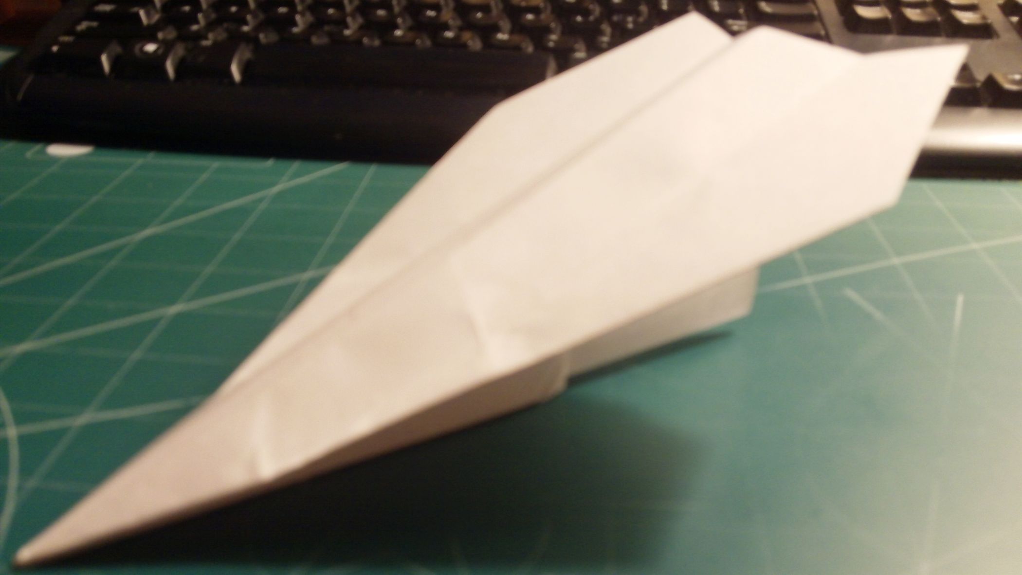 How to Make the Thunderjet Paper Airplane : 8 Steps - Instructables
