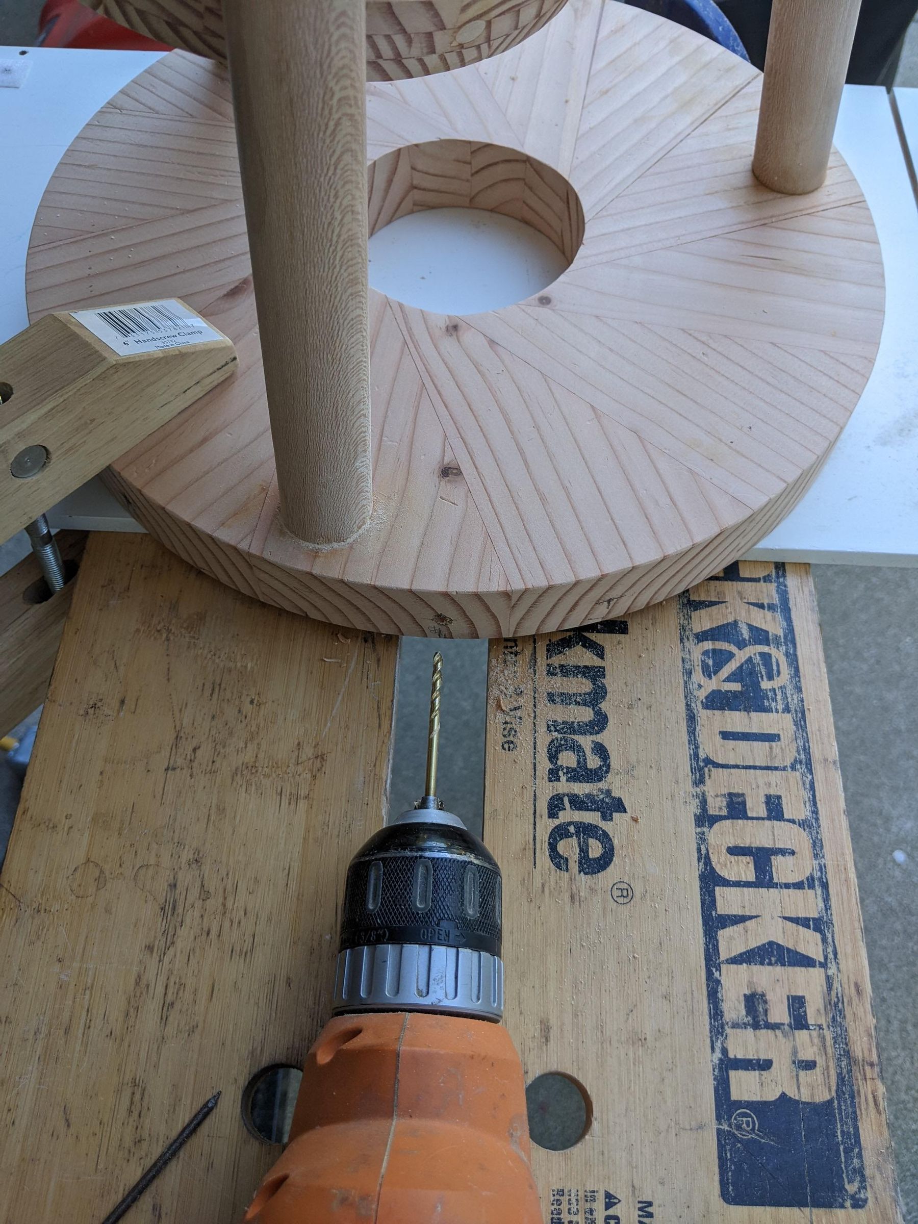 Floating Stool - Not What You Think (AirStool) : 5 Steps - Instructables