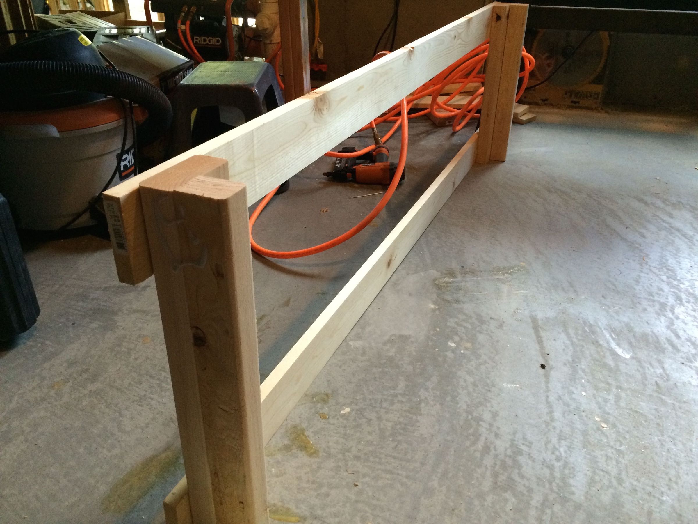 Rustic Table : 8 Steps (with Pictures) - Instructables