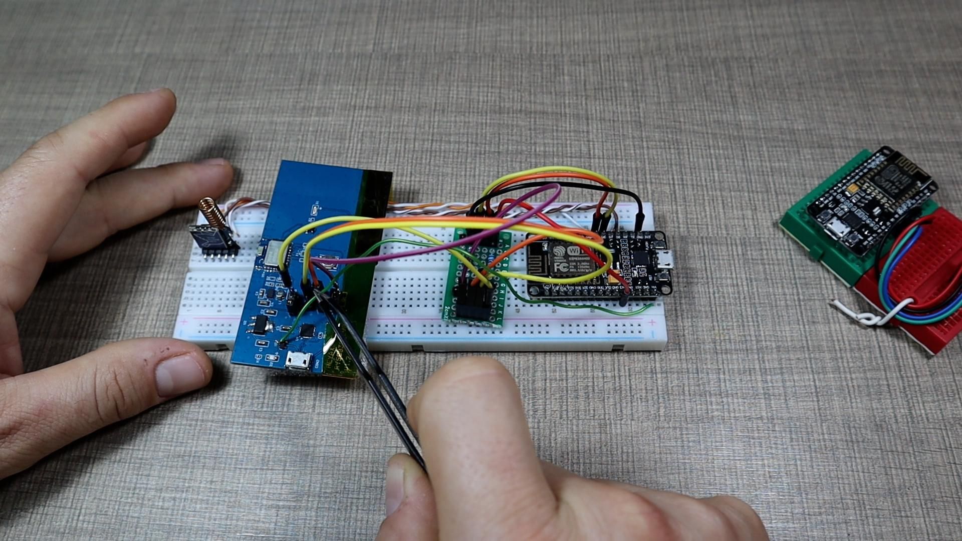 No SIM GPS Tracker Using LoRa and Custom App : 6 Steps - Instructables