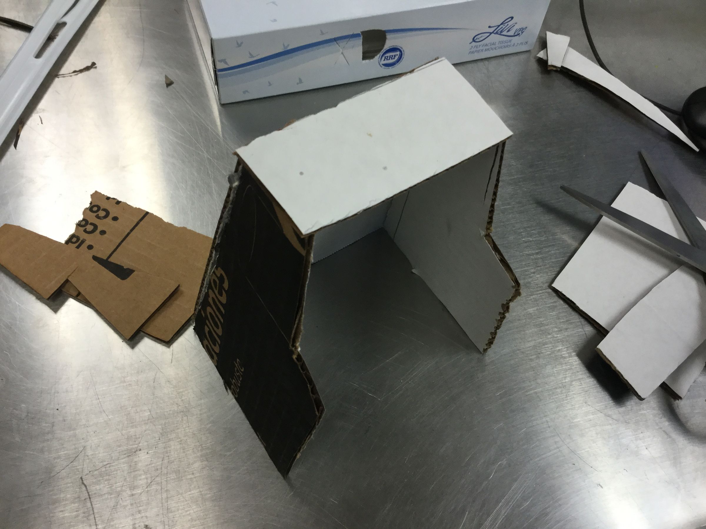 Cardboard AT-AT Walker Table : 9 Steps (with Pictures) - Instructables