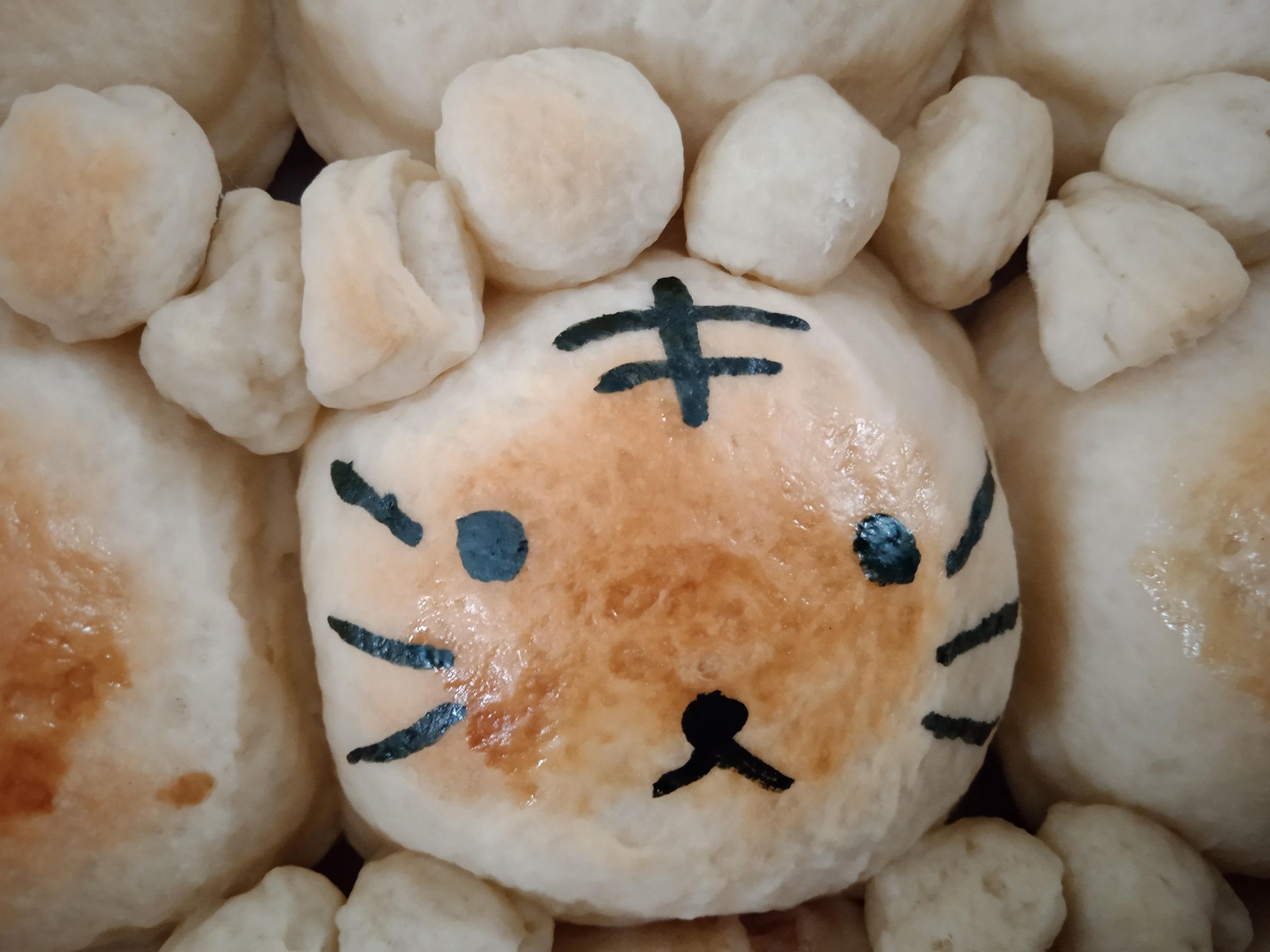 Cat Family | Cats and Tigers Pull-apart Buns : 14 Steps (with Pictures ...