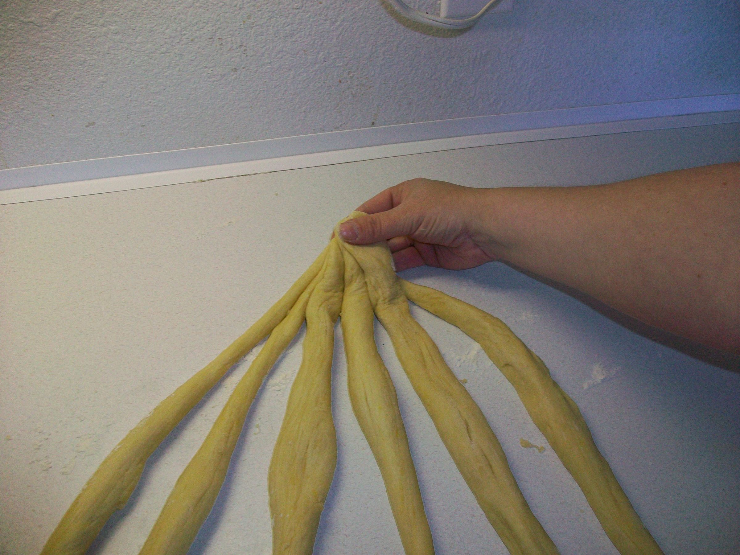 How to Braid Challah - 6 Strand Method : 3 Steps - Instructables