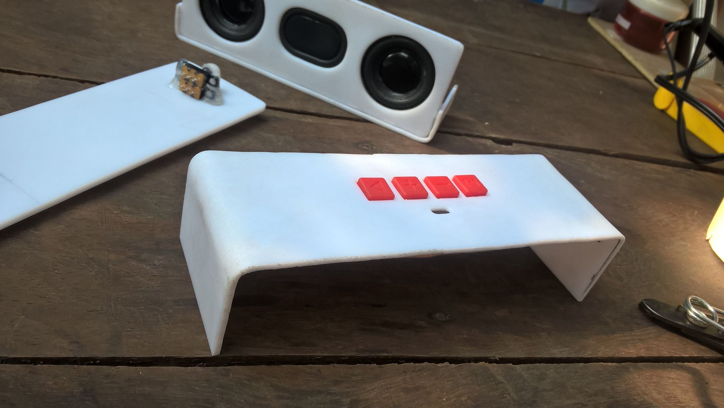 DIY Mini Bluetooth Speaker (BoombeAt :) : 20 Steps (with Pictures ...