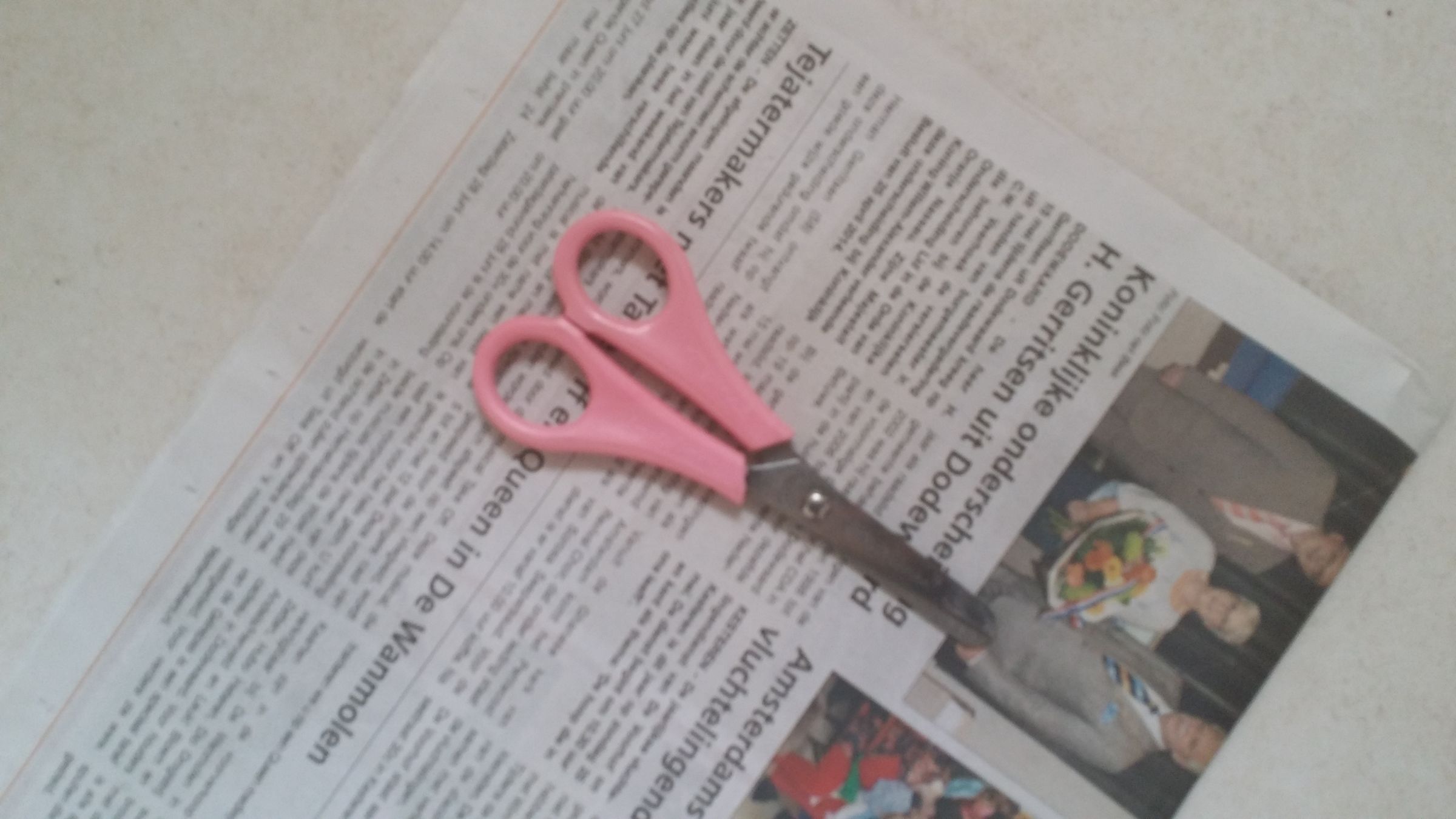 Newspaper Roses : 8 Steps - Instructables
