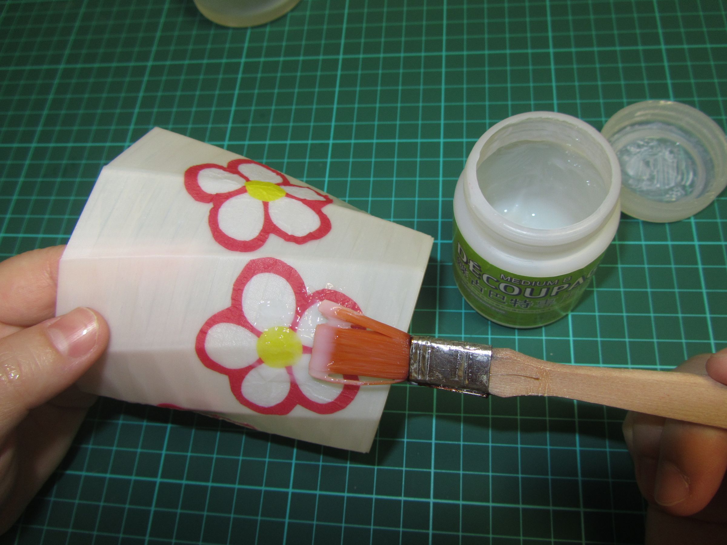 Decoupage a 3D Print Object : 5 Steps (with Pictures) - Instructables