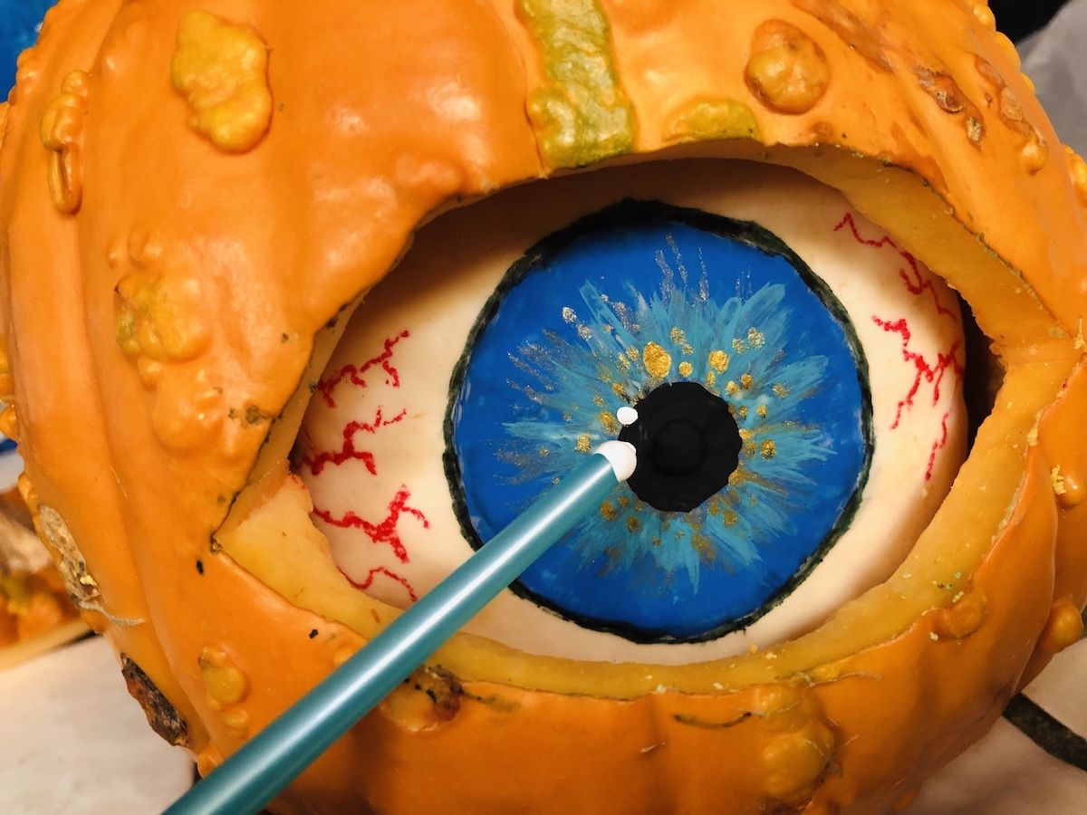 Spooky Double Pumpkin Eyeball : 7 Steps (with Pictures) - Instructables