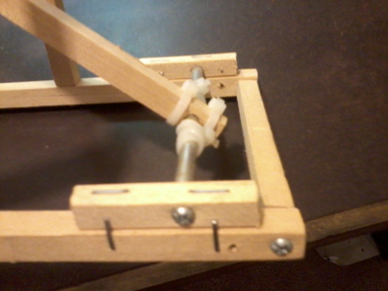 Ping Pong Ball Catapult : 4 Steps - Instructables