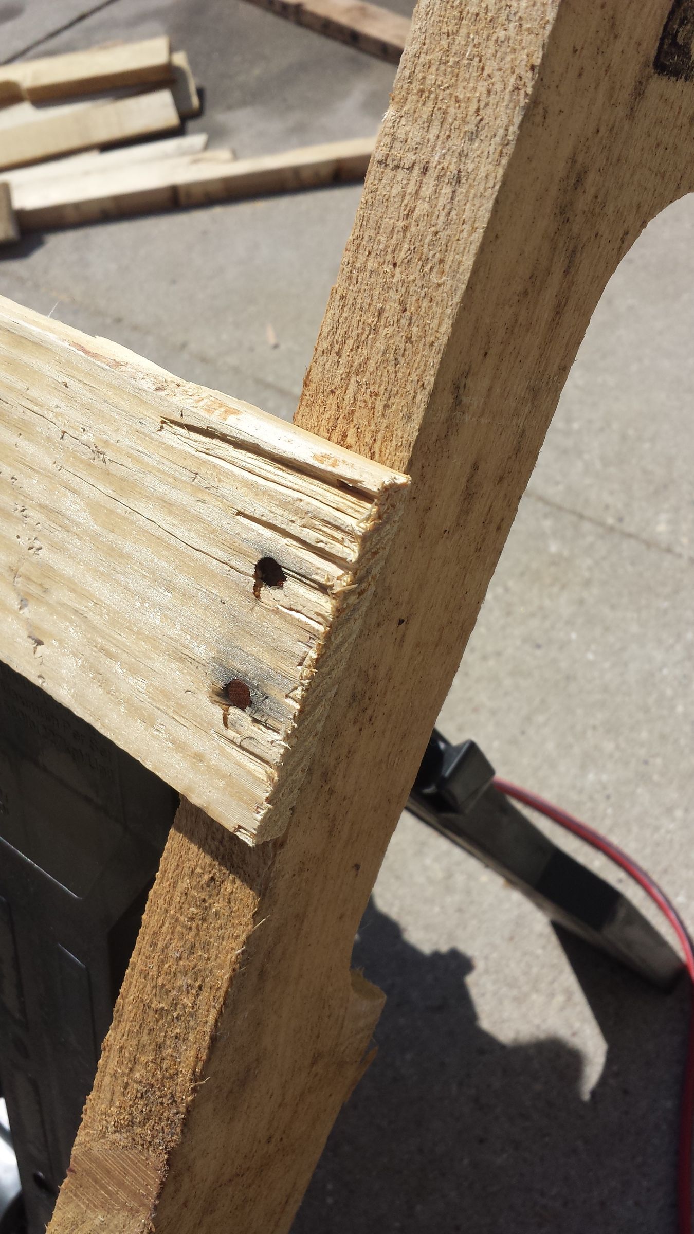 The P.A.L.L.E.T. (Pallet and Loose Lumber Enclosure Tower) : 4 Steps ...