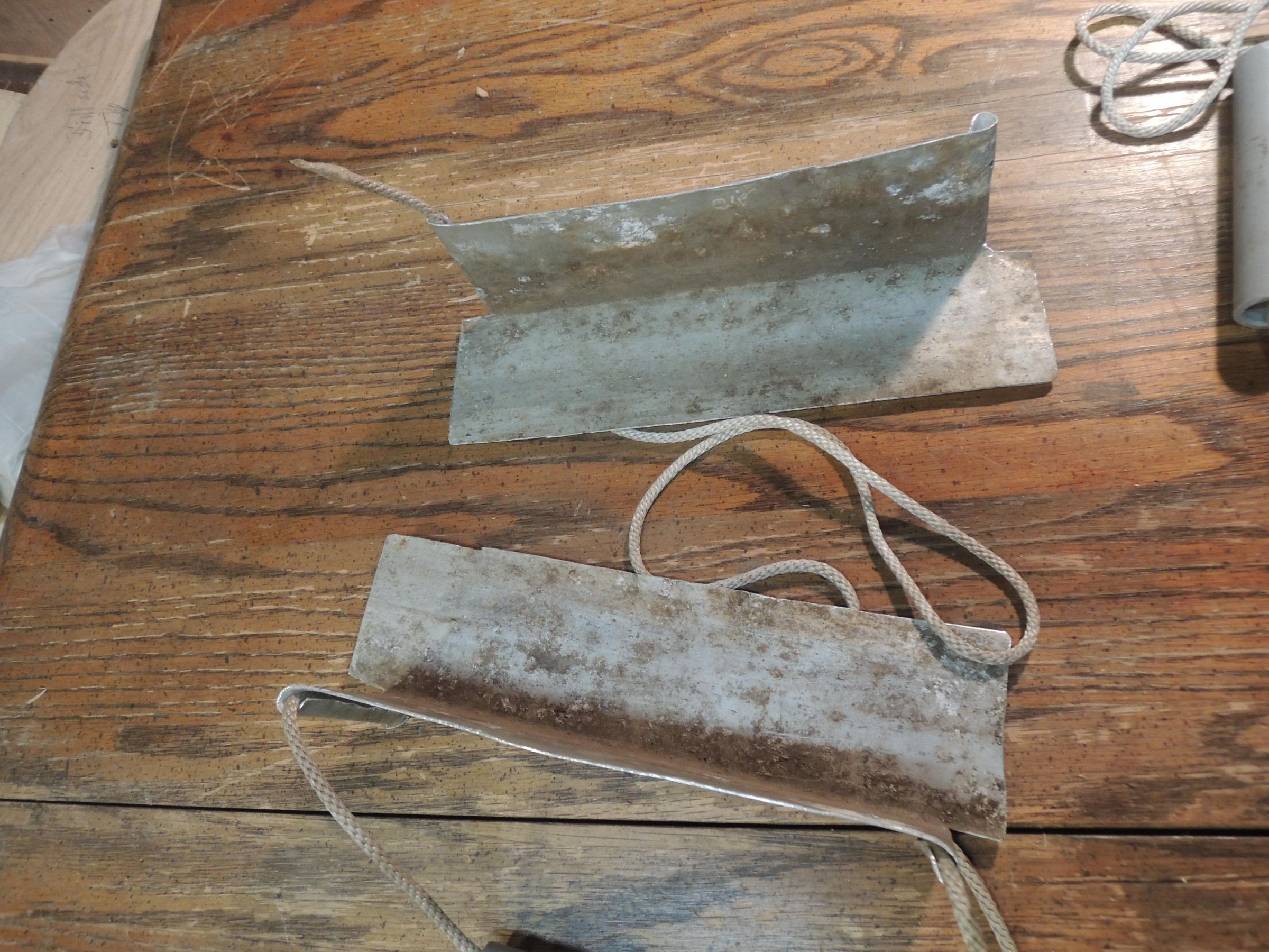 Bottom Box Grip Brackets for Lifting Heavy Items (One or Two People ...