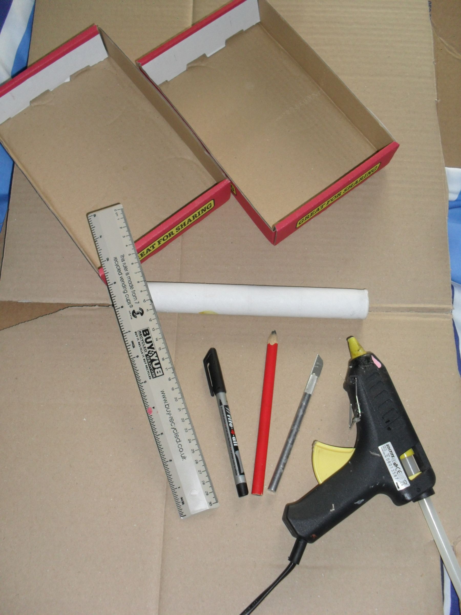 Cardboard Props: How to Make a 1950's Type Press Camera : 9 Steps ...