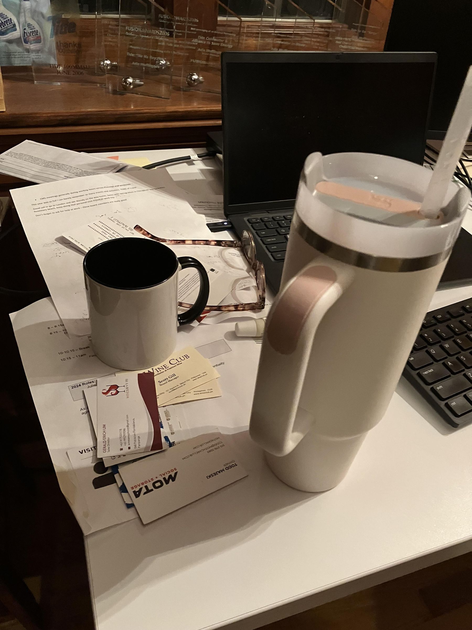 WHO (Work at Home Organization) Let the Slobs Out : 9 Steps - Instructables